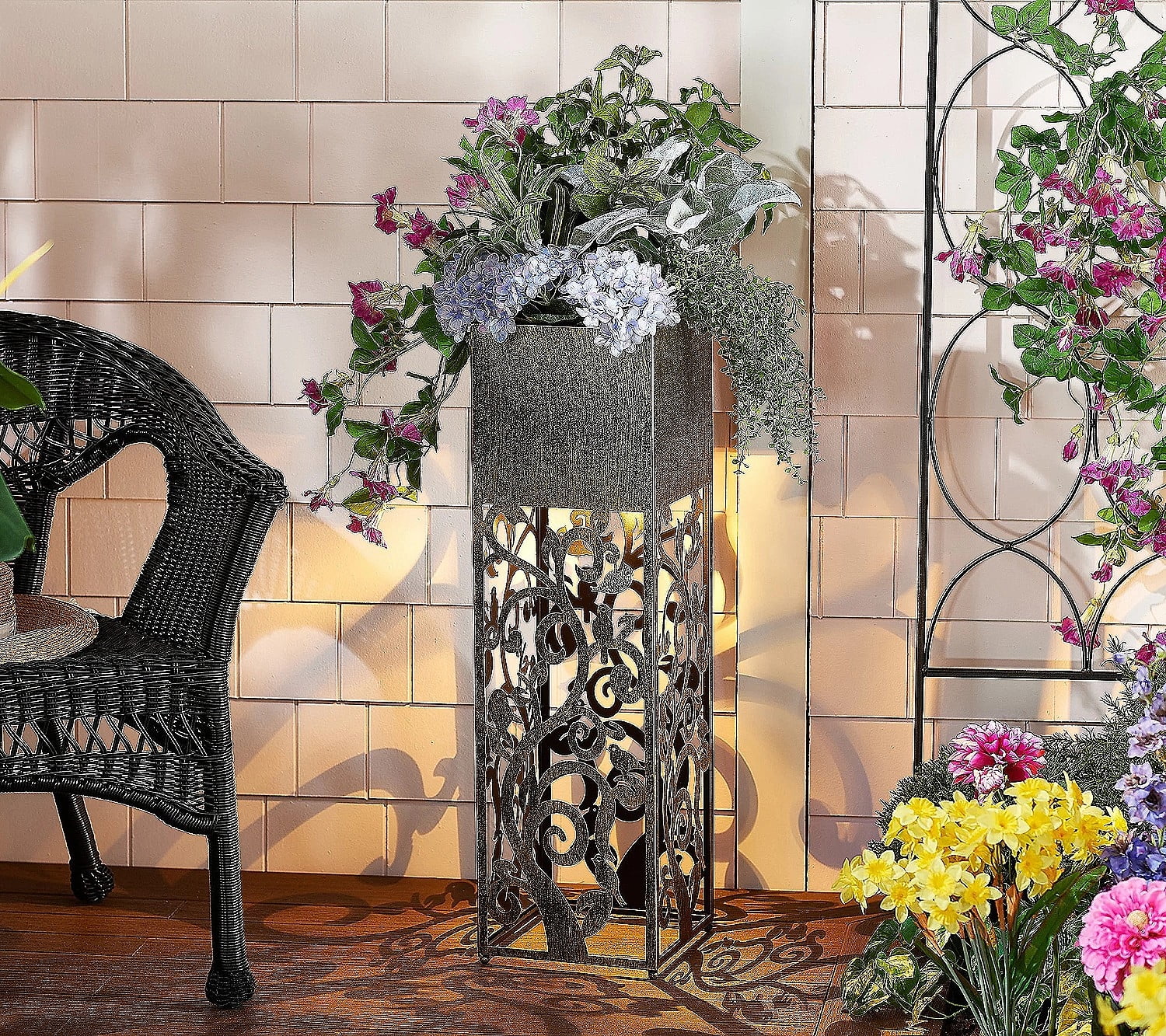 Solar Silhouette Column Planter, Bronze - Walmart.com