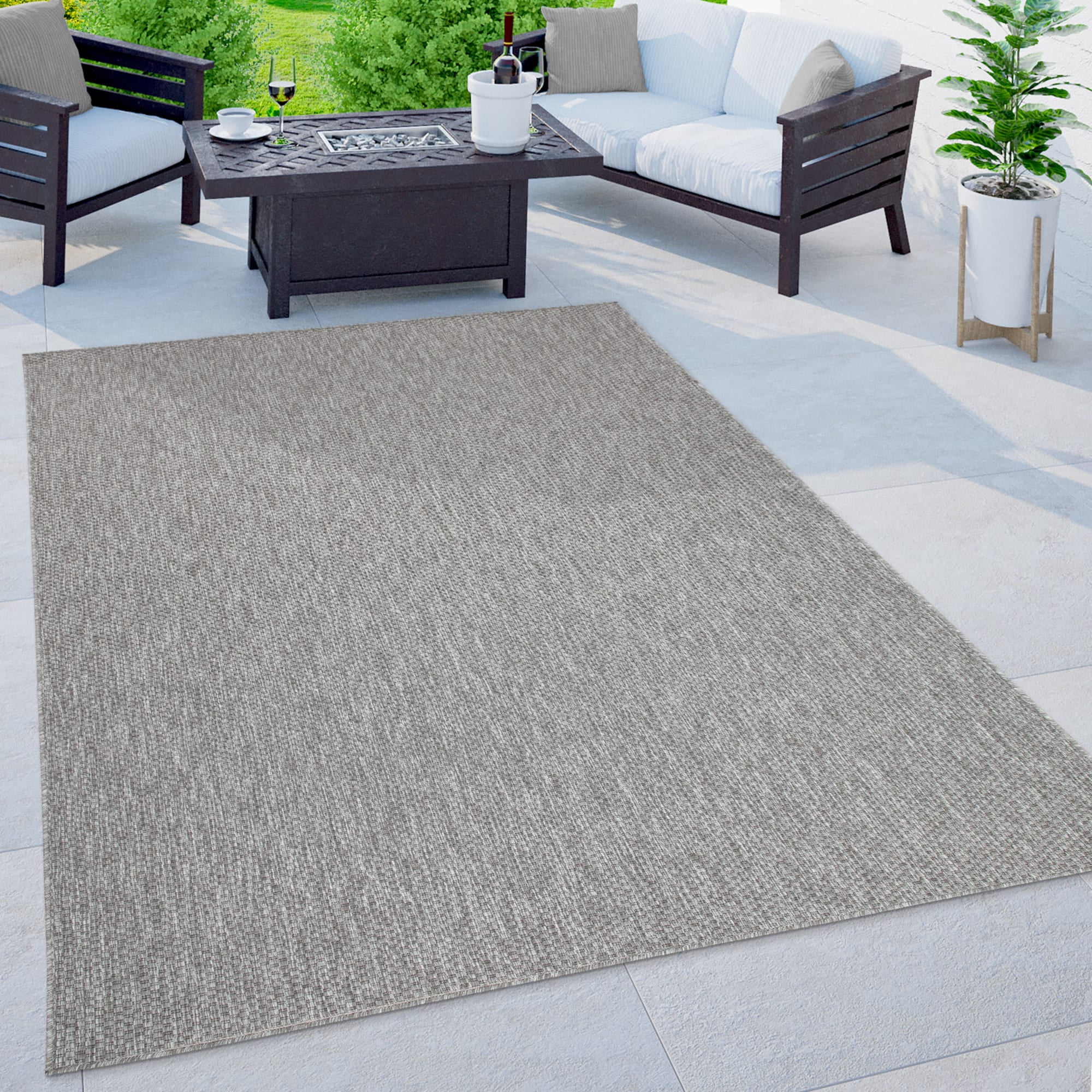 Solid Outdoor Rug for Patio or Balcony in Mottled Grey - Walmart.com