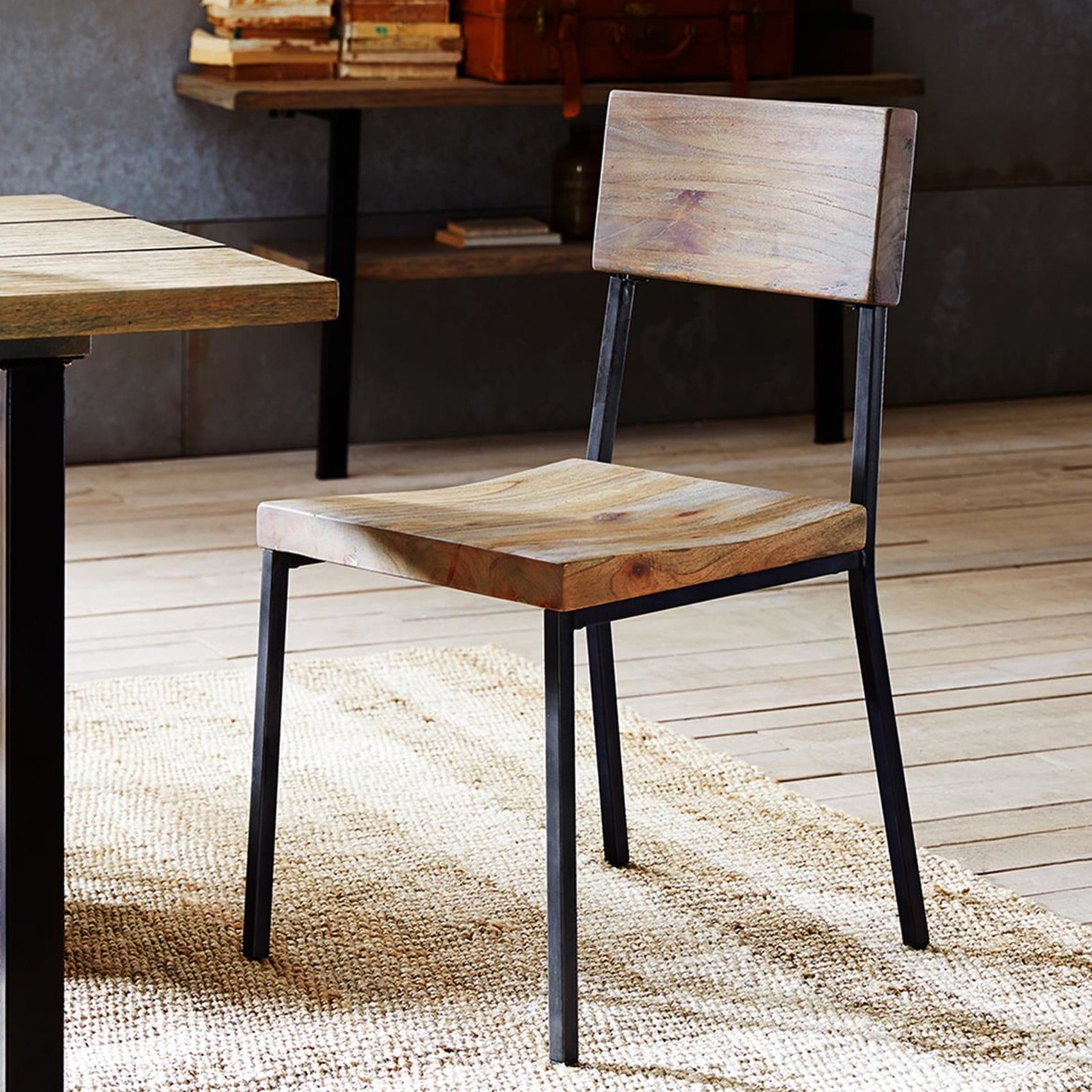 Solid Wood Frame and Steel Support Dining Chairs / Provide Comfort in ...