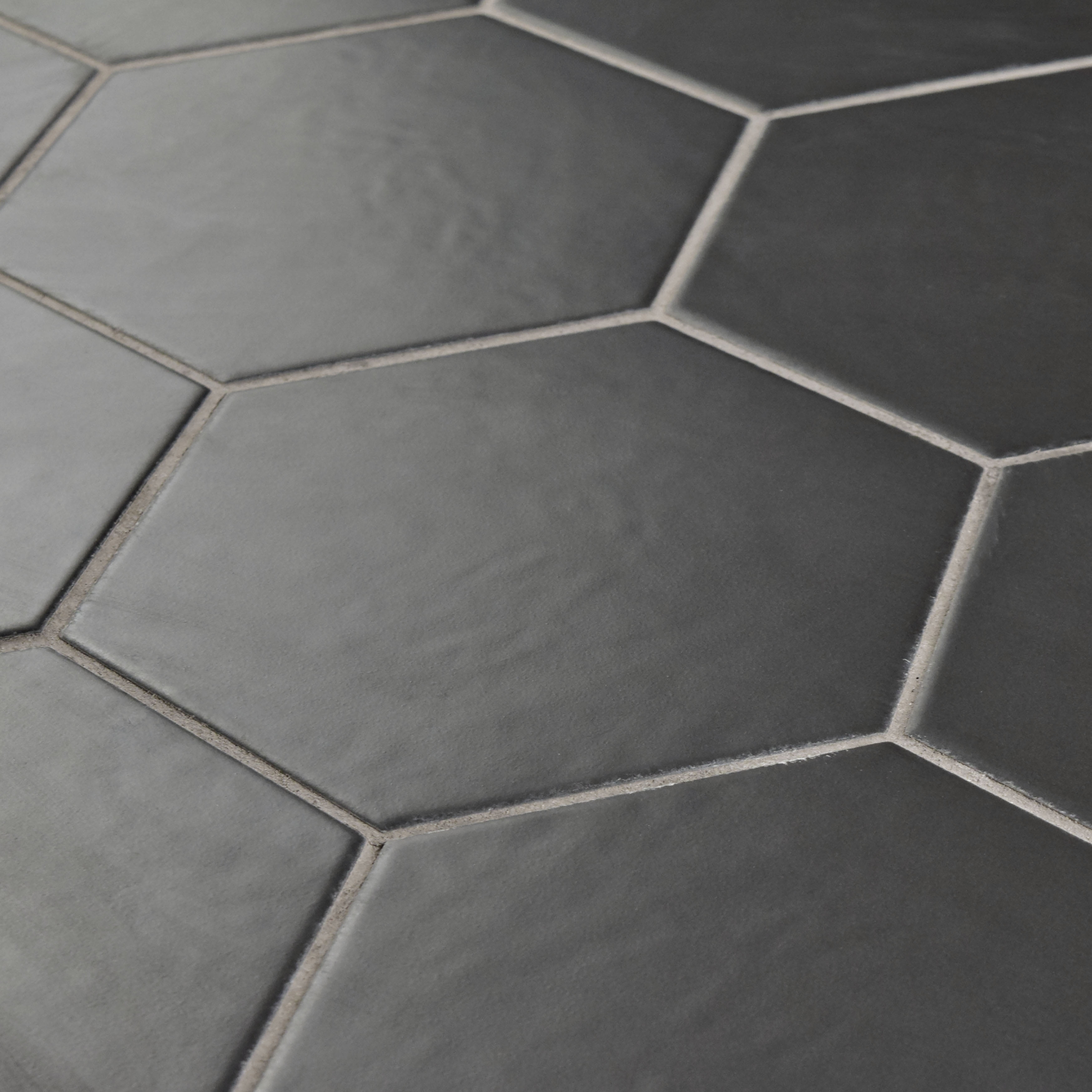 SomerTile Hexatile Matte Nero 7 in. x 8 in. Porcelain Floor and Wall ...