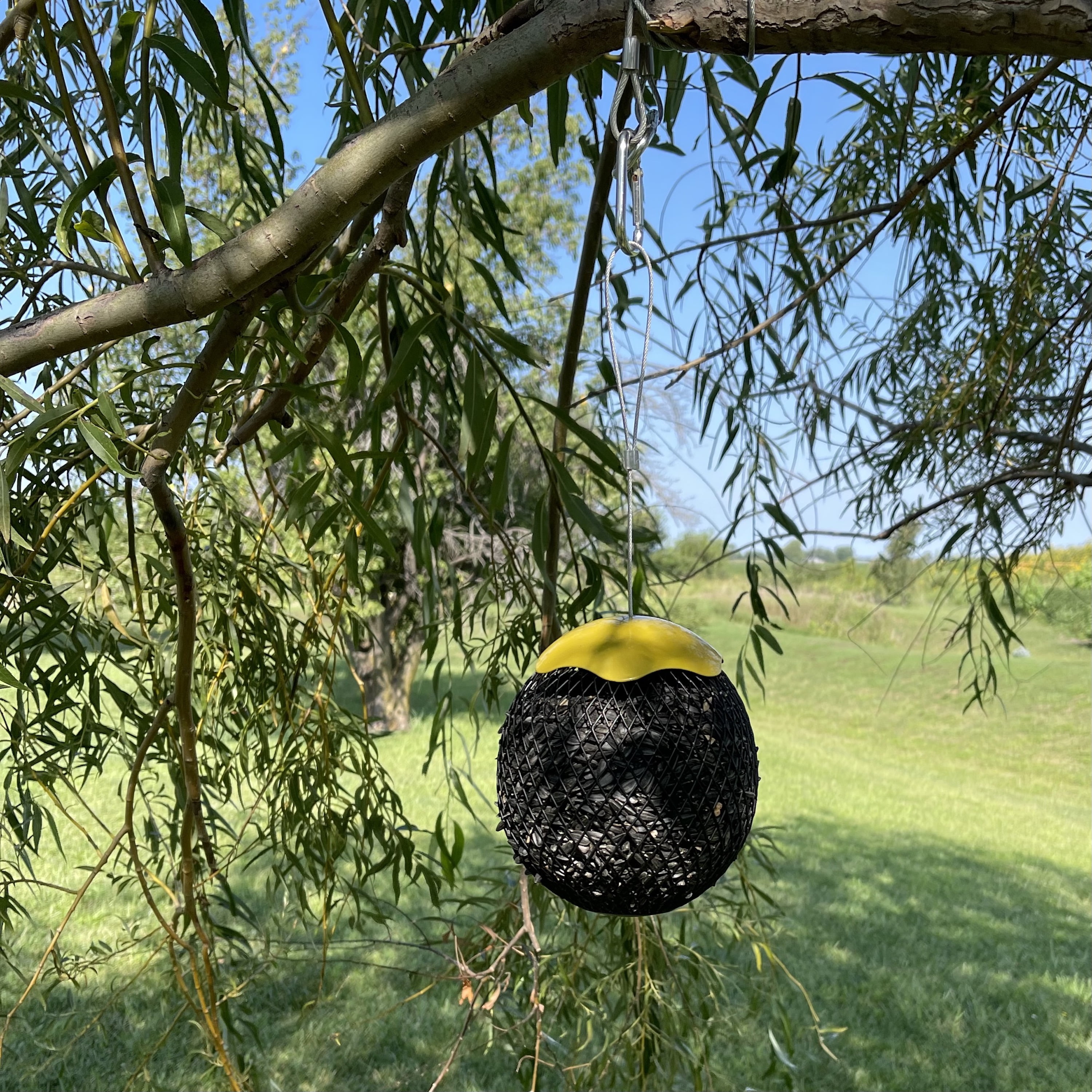 Songbird Essentials Mesh Bird Feeder, Yellow Seed Sphere for Sunflower ...