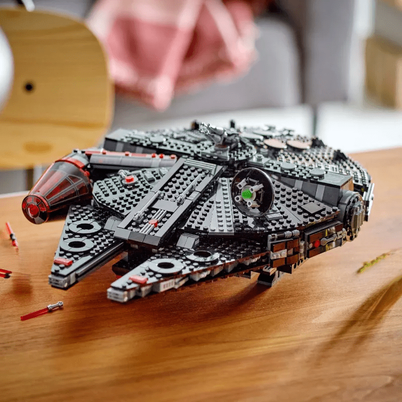 Space Millennium War Blackened Millennium Falcon Set Alien Mini ...