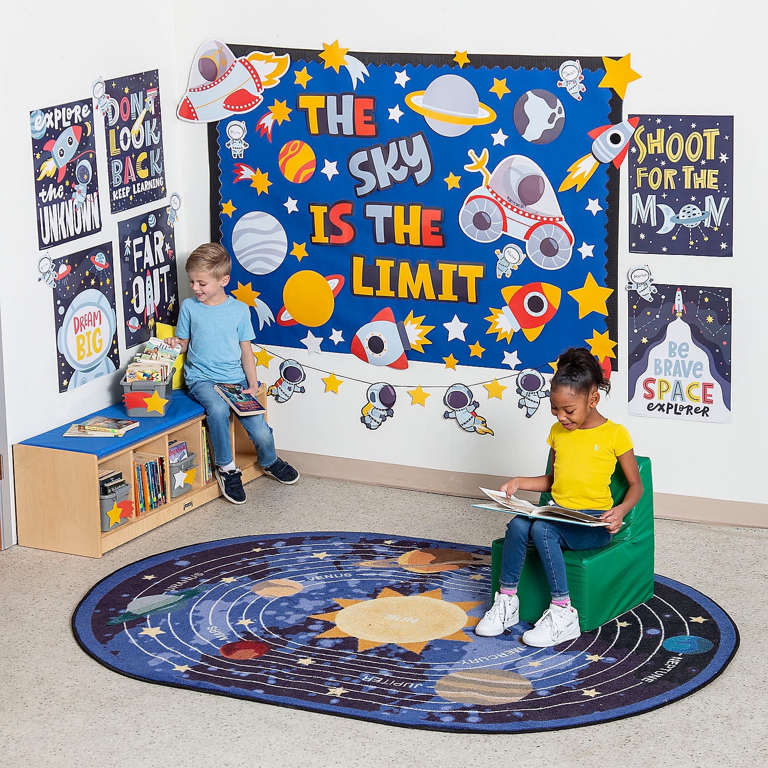 Space Theme Classroom Decorating Kit - 116 Pieces - Walmart.com