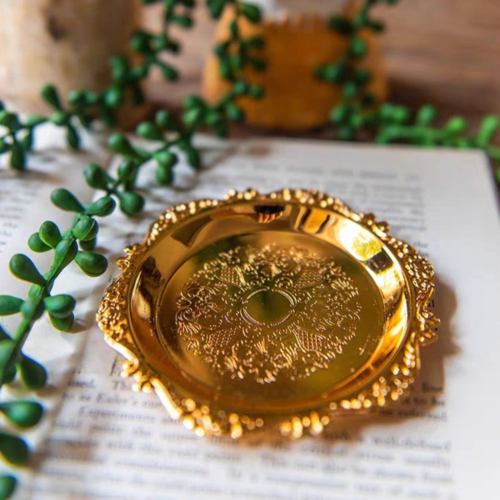 Specollect Retro European Style Gold Trinket Tray Oval Gold Metal Small ...