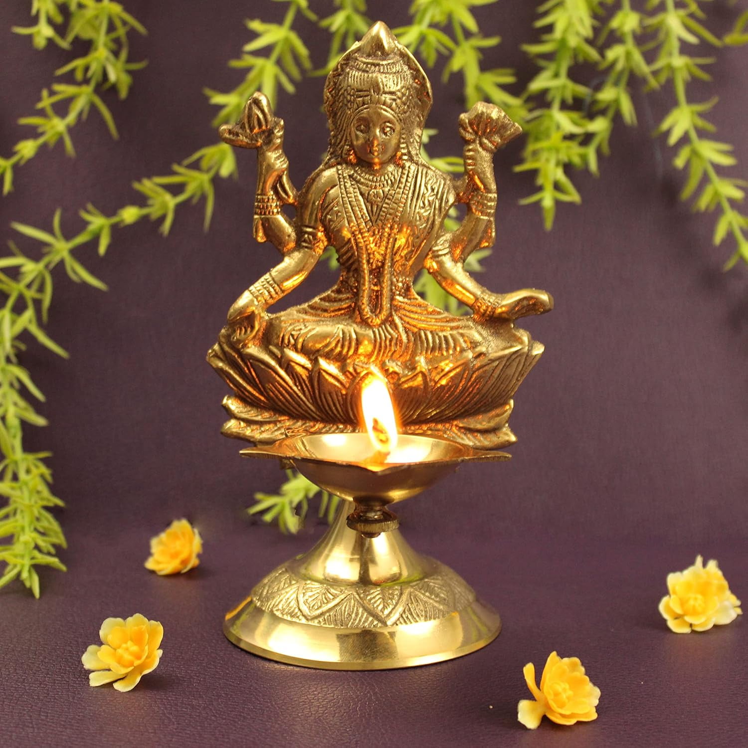 Spillbox Traditional Brass Diya for Puja | Pooja Aarti | Arti Deepak ...