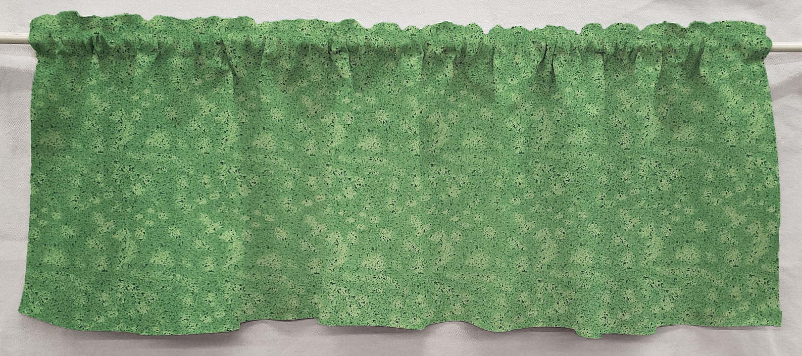Splatter Valances by Penny's Needful Things (Two Valance Panels 12 ...