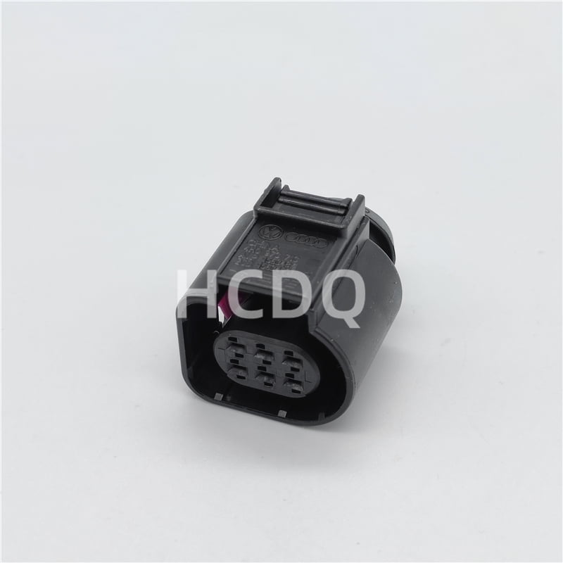 Spot supply 4H0 973 713 original high-quality automobile connector plug ...