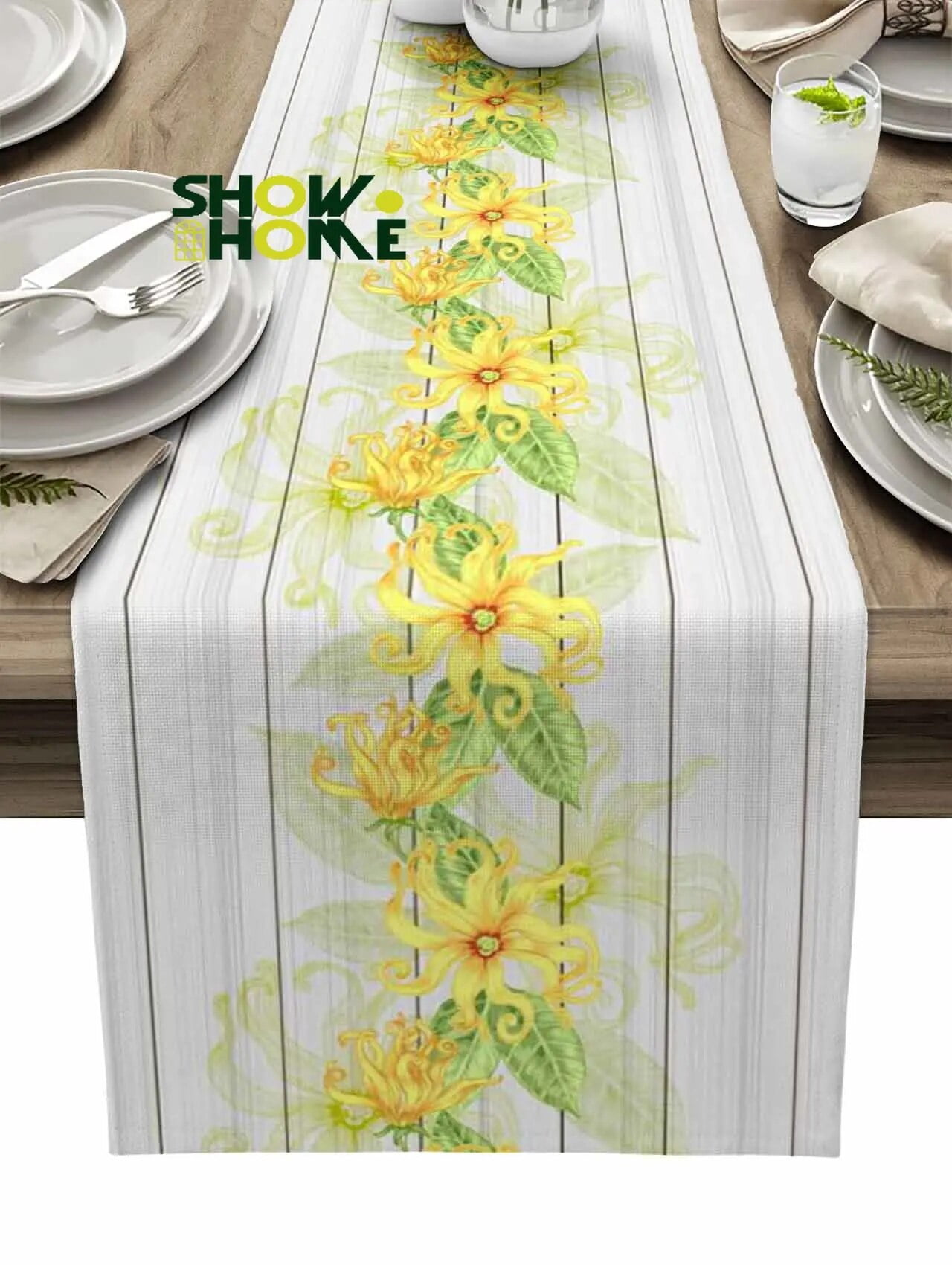 Spring Plant Flower Vintage Wood Grain Table Runner Modern Tablecloths ...