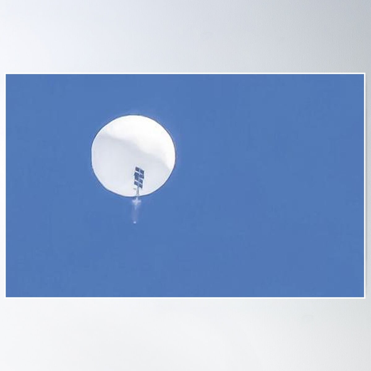 Spy Balloon Poster Wall Art, Modern Wall Decor For Living Room Bedroom ...