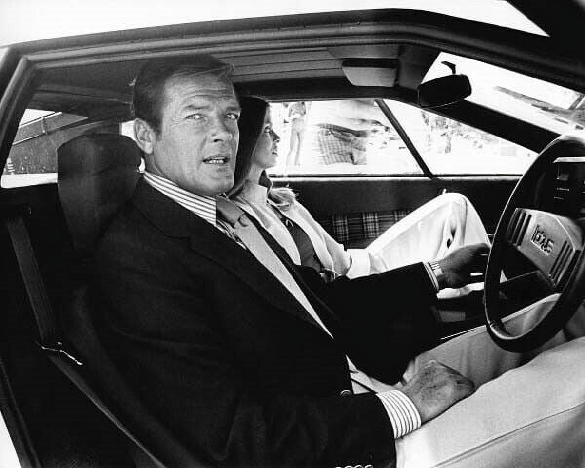 Spy Who Loved Me Roger Moore Barbara Bach in Bond's Lotus Esprit S1 24x30 poster - Walmart.com