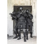 Diemaco CB 5.56mm Canada, assault carbine copy of colt Commando Poster ...