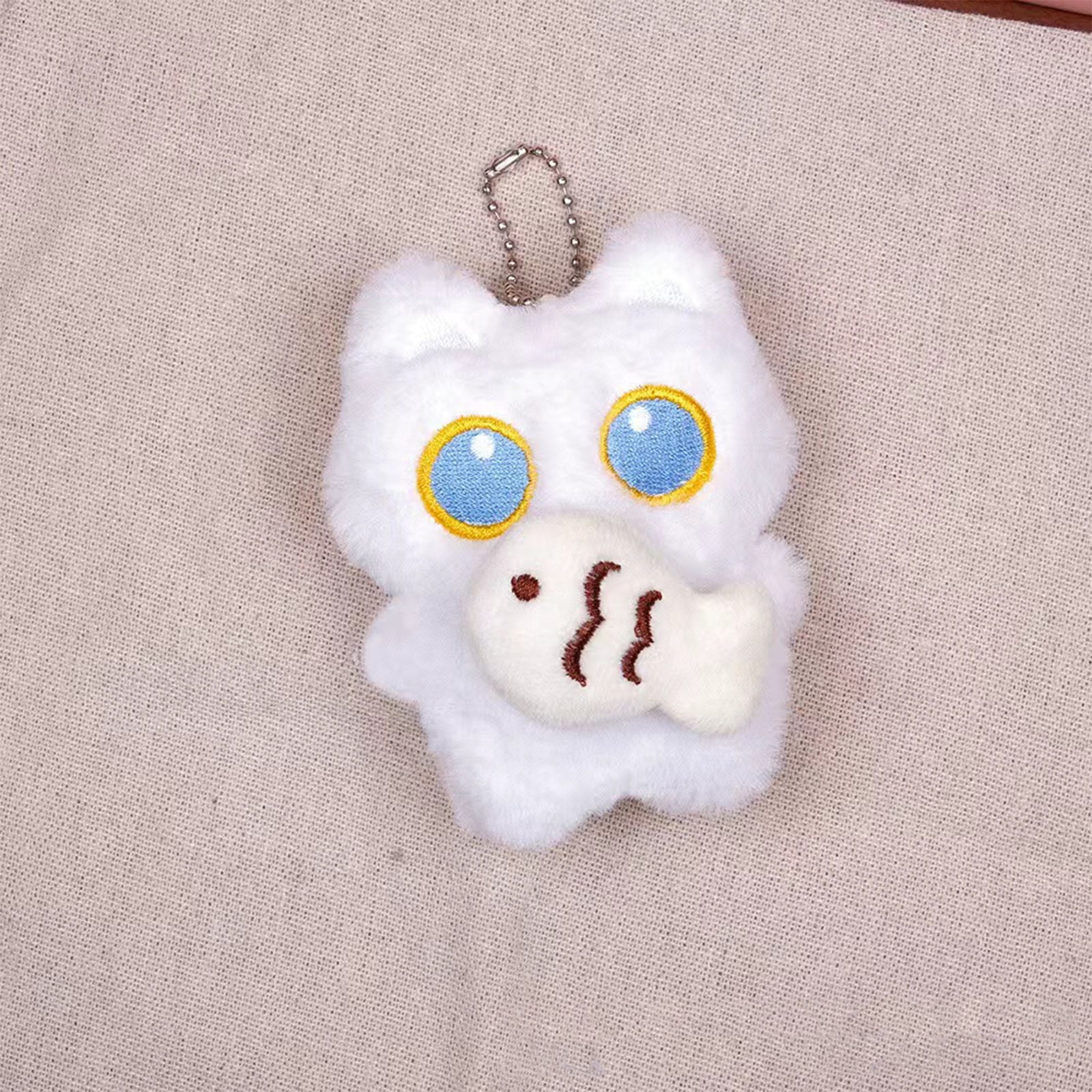 Squeaking Big-Eyed White Pendant Toy Doll Keychain - Adorable Soft ...