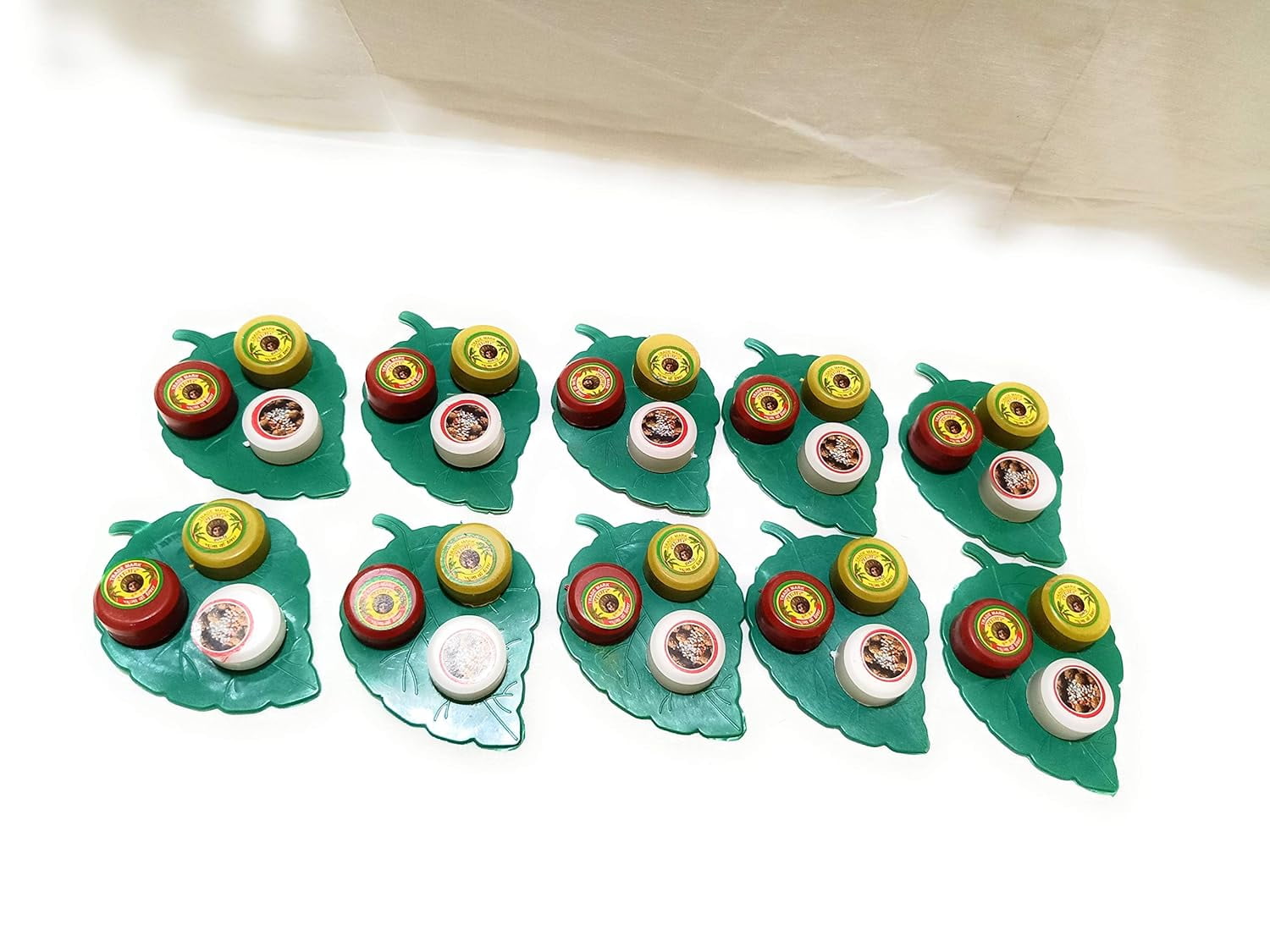 Sri Sainath Enterprises Leaf KUMKUM Box Pooja Haldi Kumkum Holder Plate Design Kumkum Box for ...