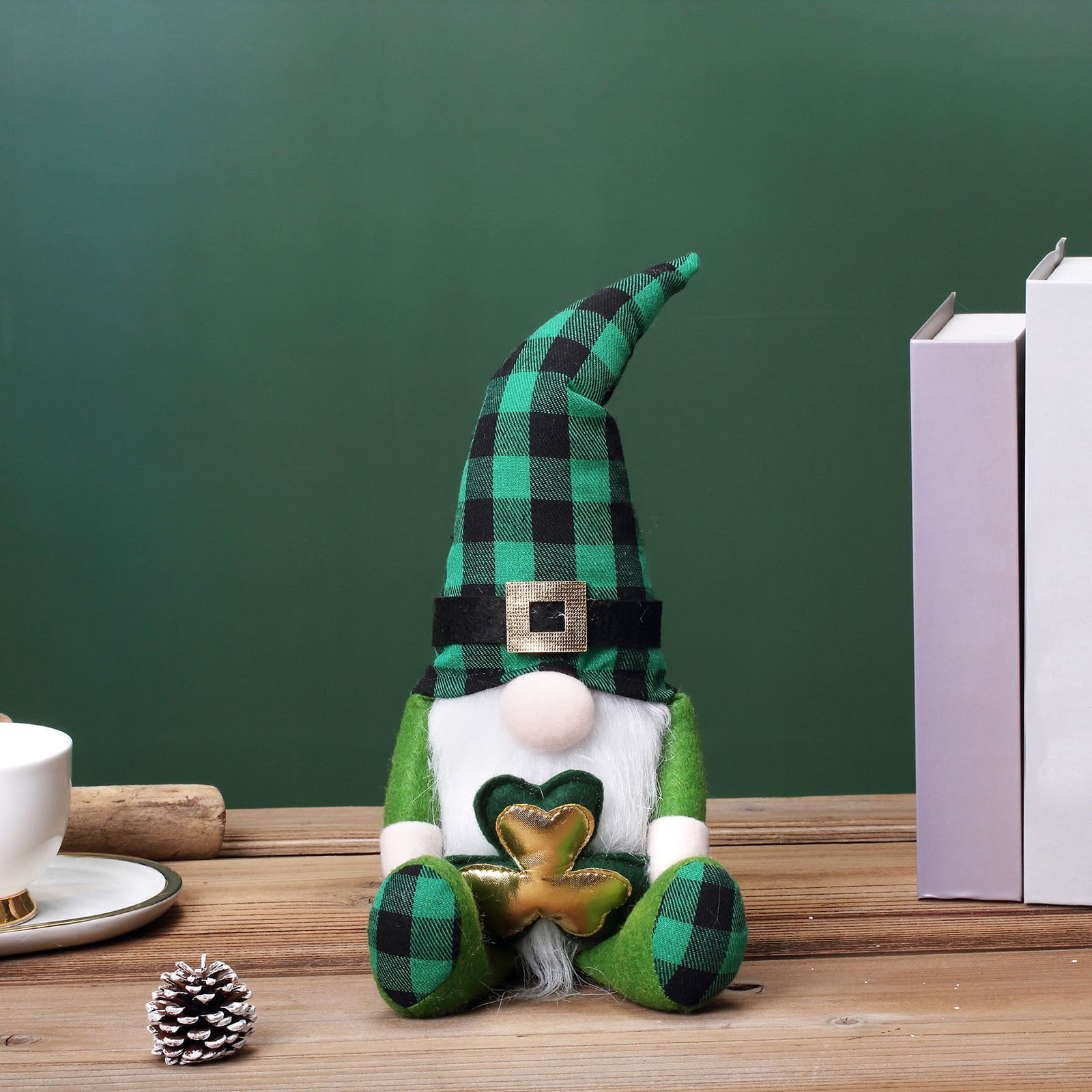 St. Patrick's Day Action Figure Irish Festival Faceless Doll Adornment ...