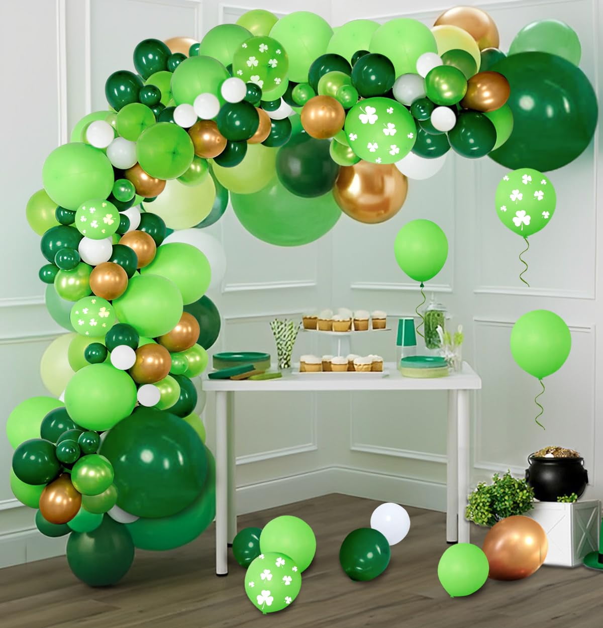 St Patrick's Day Balloon Garland Arch BSL1 Kit 133Pcs Green White Balloons for St Patricks Day ...