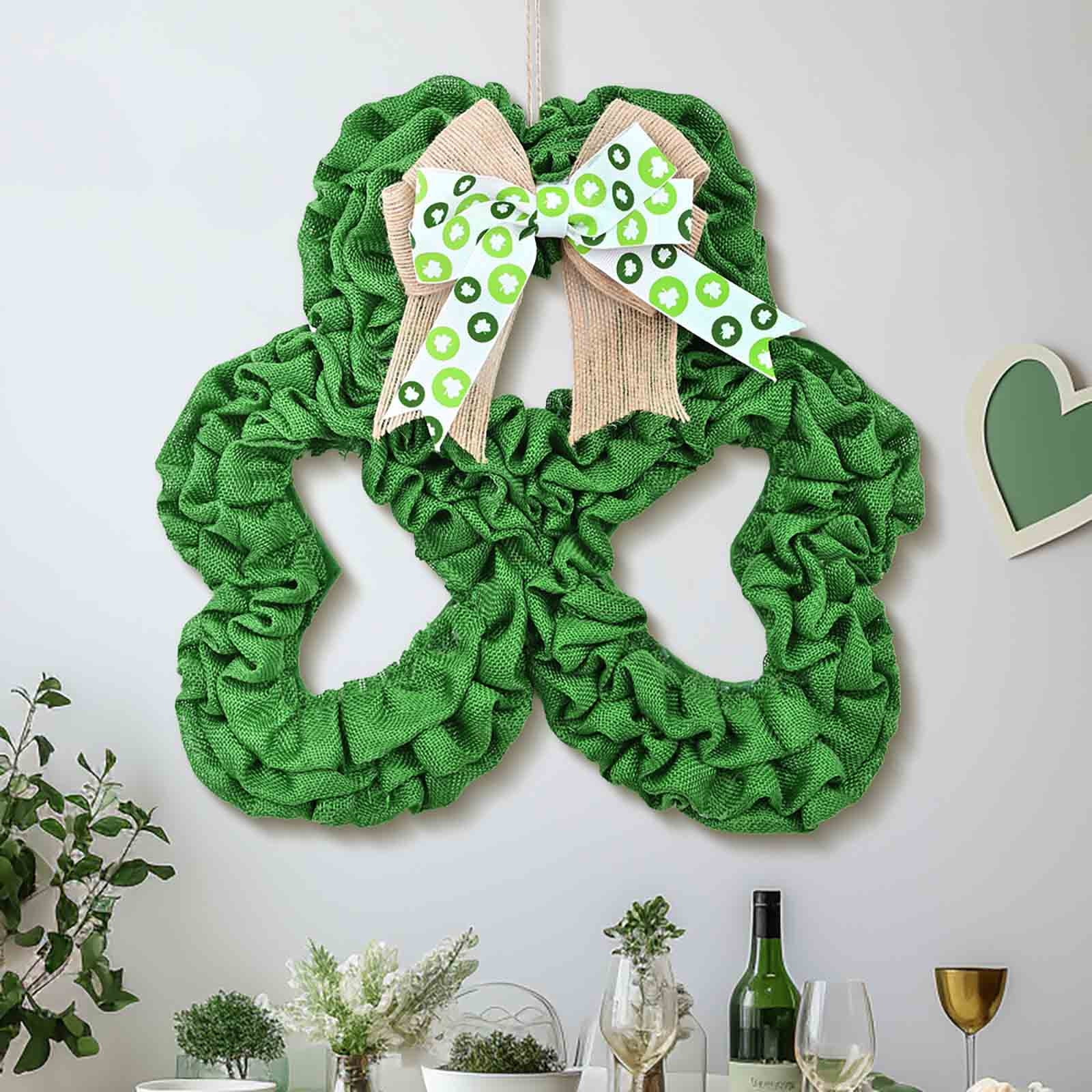 St. Patrick's Day Green Shamrock Tinsels Wall Decoration, Shamrock ...