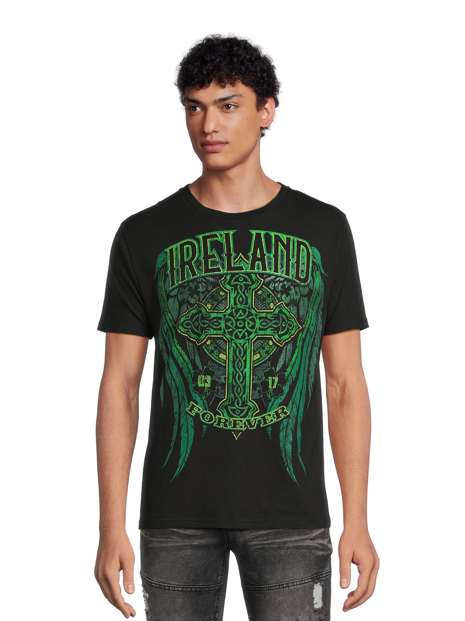 St. Patrick’s Day Men’s Celtic Cross Graphic Tee with Short Sleeves ...