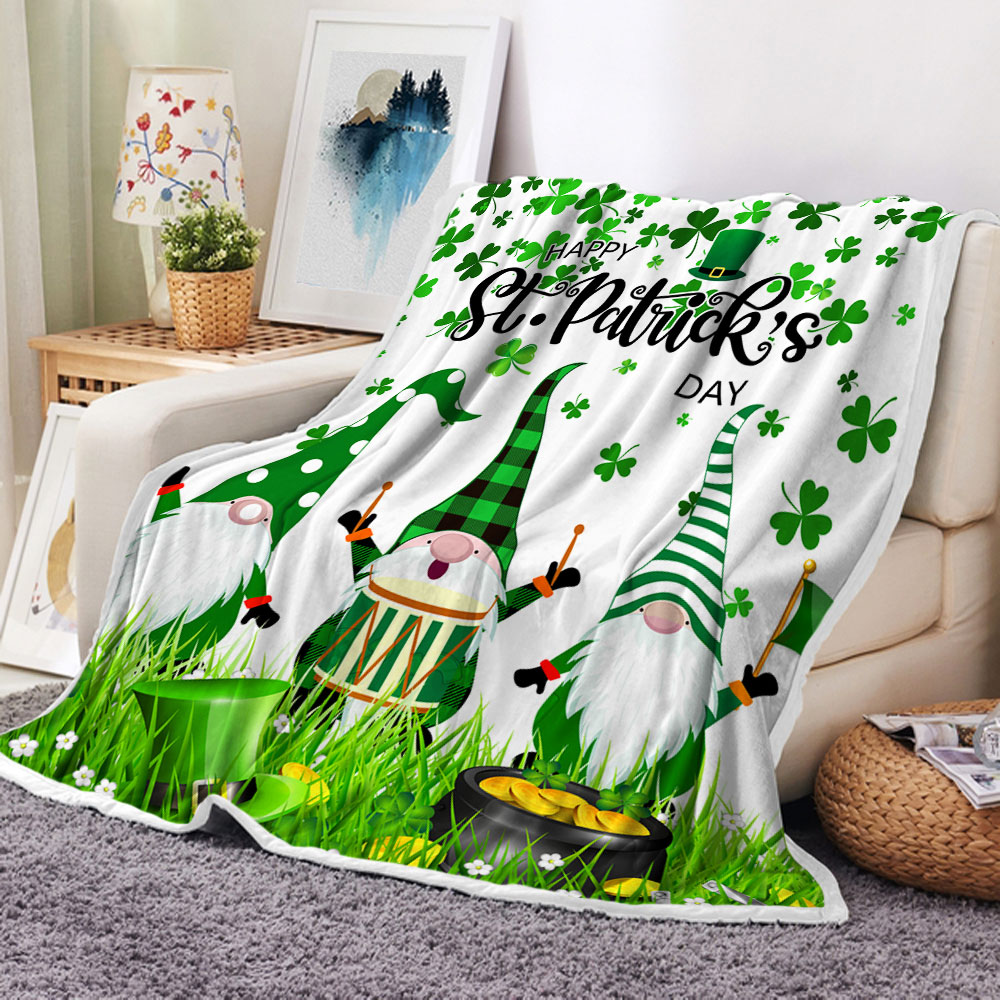 St. Patricks Day Throw Blanket, Green Clover Shamrock Leaf Irish Throw ...