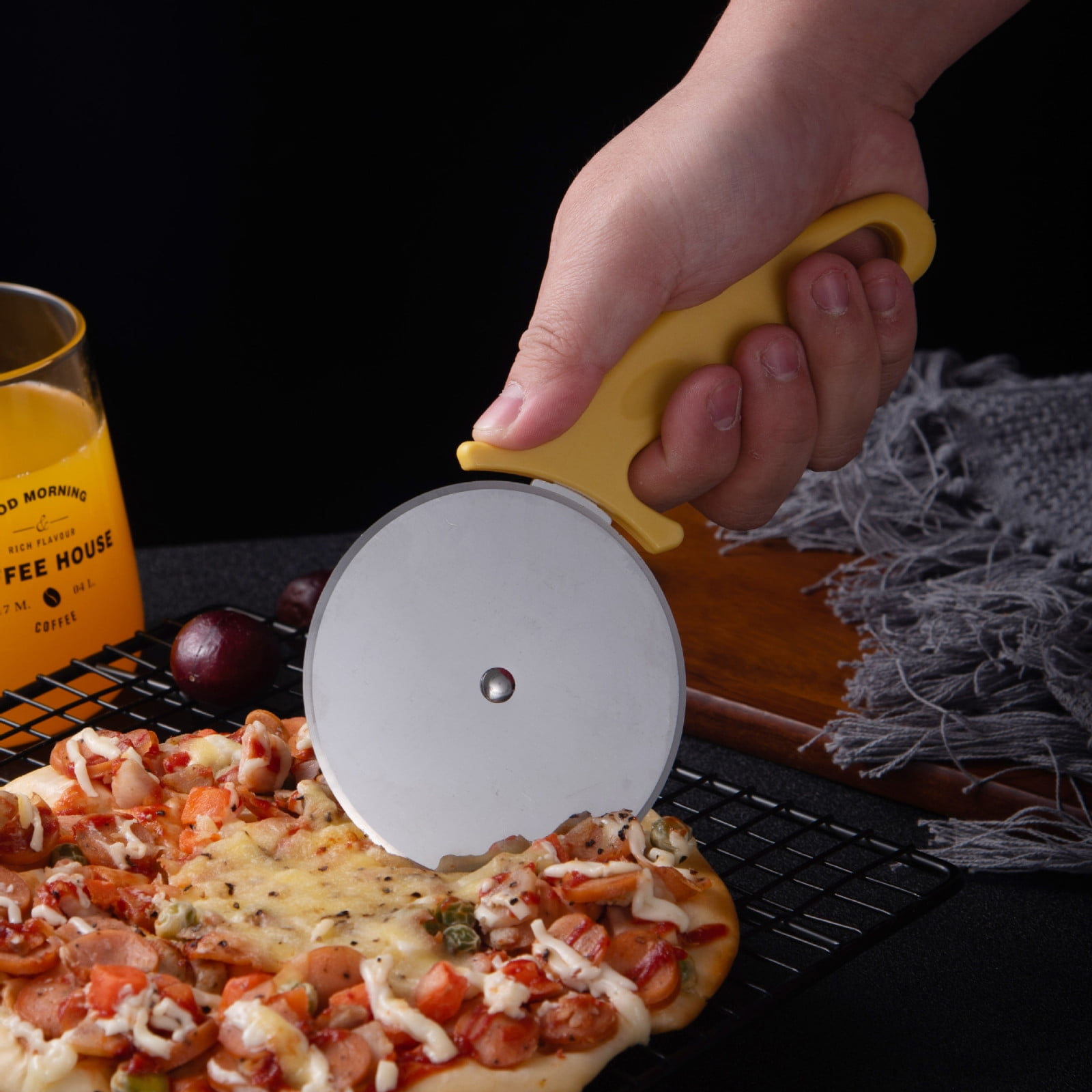 Stainless Steel Pizza Cutter, 430 Series Roller, Ergonomic Handle, Easy ...