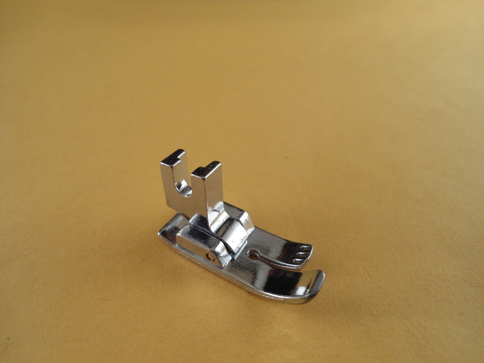 Standard Low Shank 1/4" Straight Stitch Presser Foot Singer Brother ...