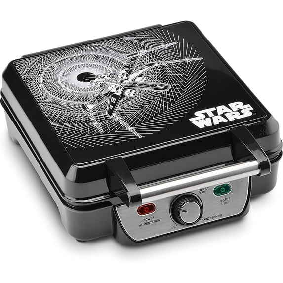 Star Wars Millennium Falcon 4-Waffle Maker with Adjustable Browning ...