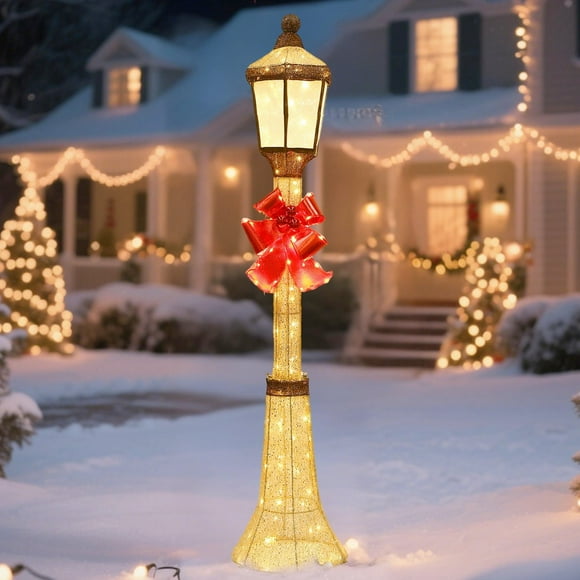 Christmas Lamp Post