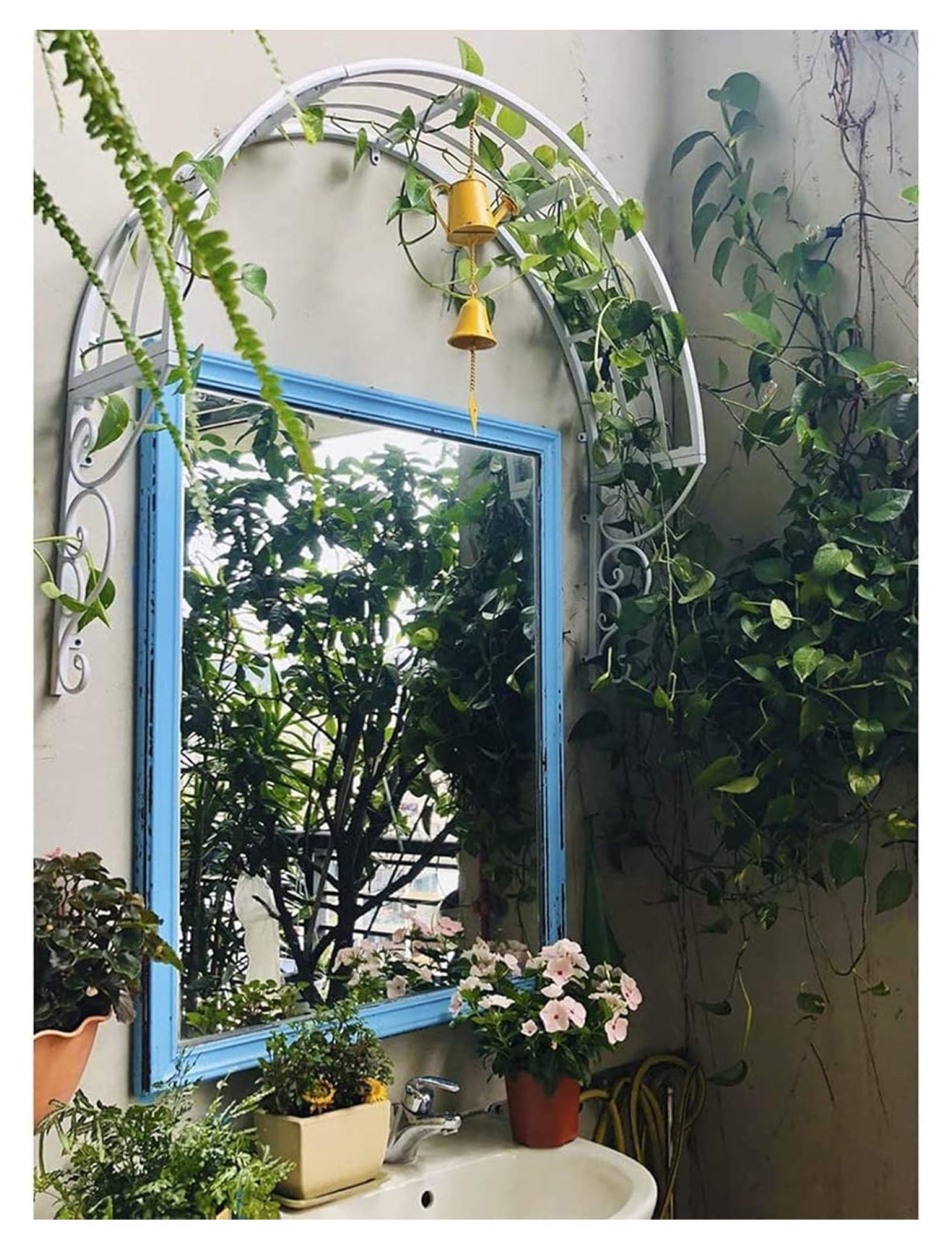 Steel Garden Trellis Arch, Wall-Mounted Garden Arbor Trellis, Door ...