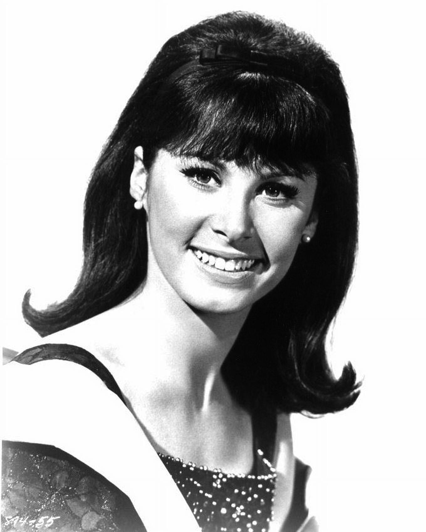 Stefanie Powers Smiling 1960's Studio Pose The Girl From Uncle 24x36 ...