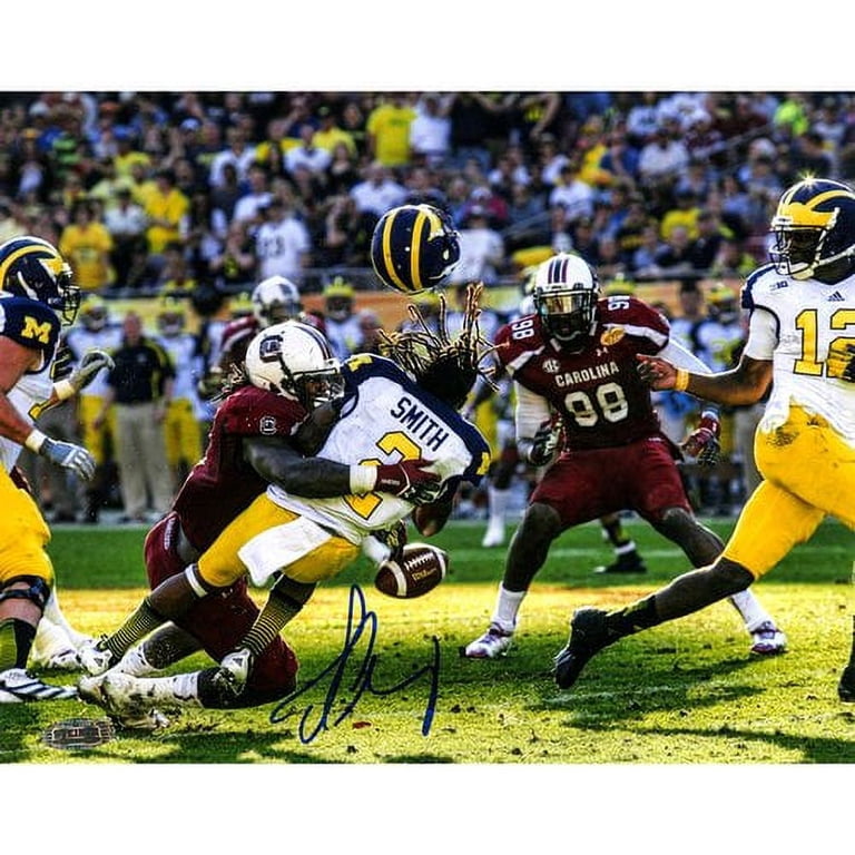 Jadeveon Clowney The Hit Poster 54 Jadeveon Clowney Hit Stock Photos,