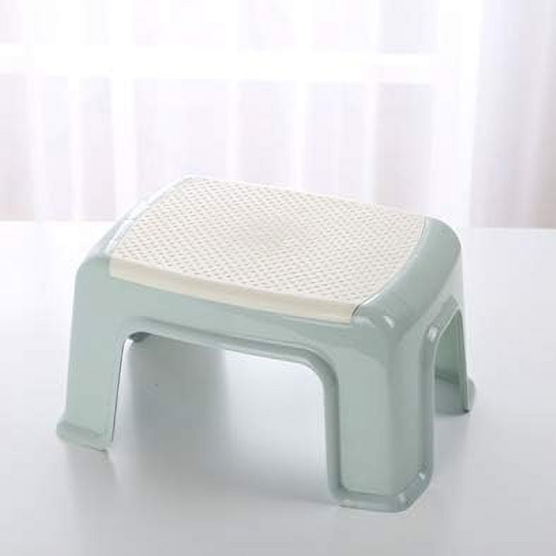 Small Folding Step Stool Small Plastic Step Stool With Handle (Home ...