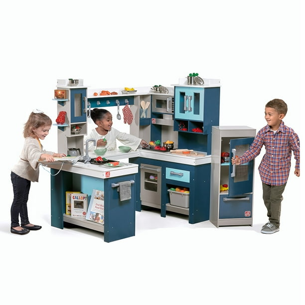 Step2 Grand Walk-in Wood Kitchen includes 15pc Accessory Playset ...