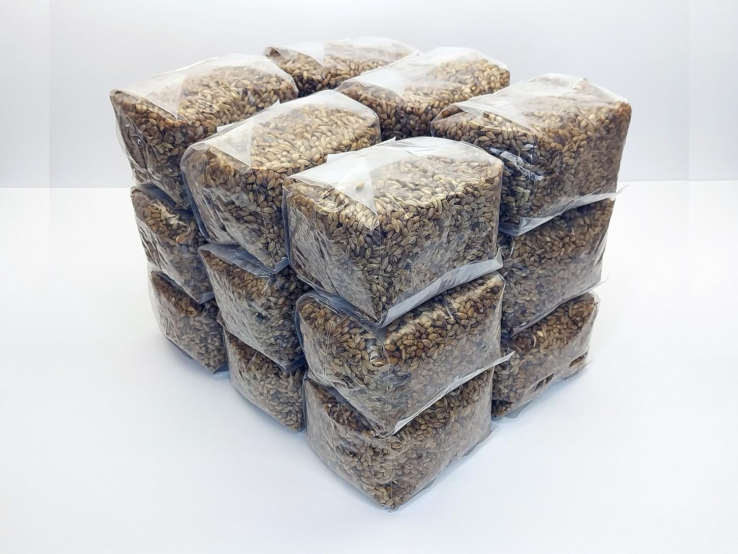 Sterilized Rye Berry Mushroom Substrate Bags for Grain (18 x 1lb. Bags ...