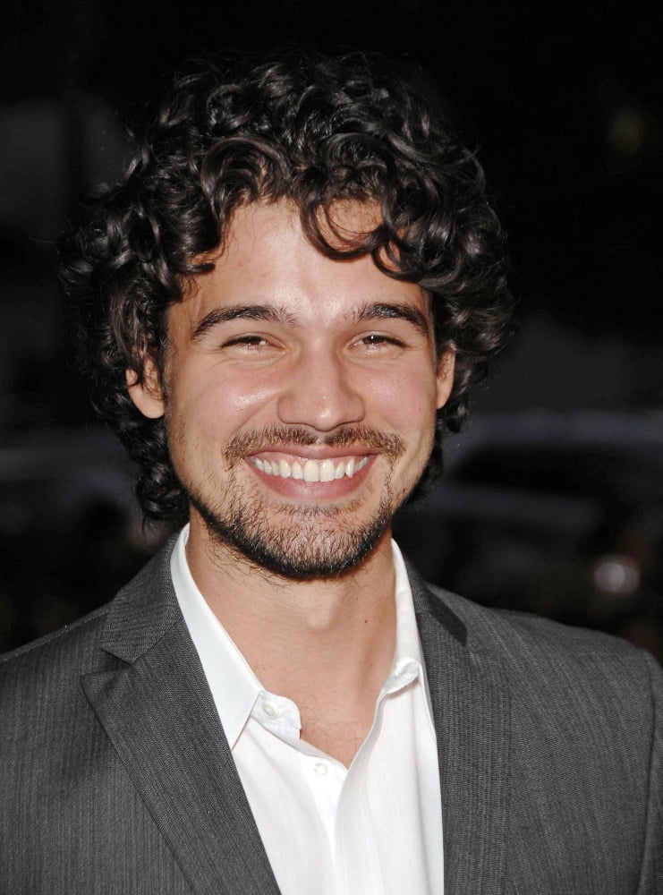 Steven Strait At Arrivals For L.A. Premiere Of Stop-Loss Dga Director'S ...