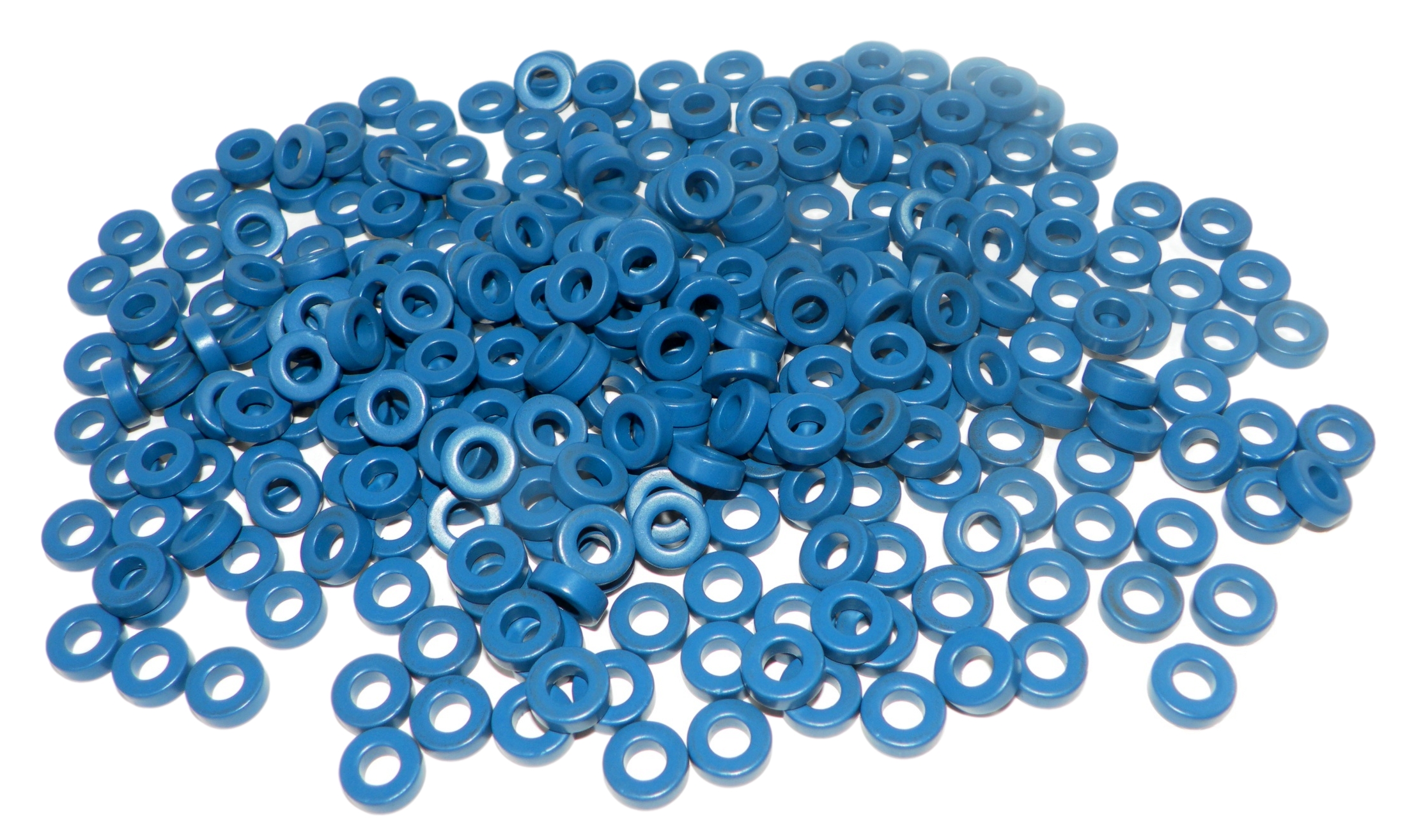 Steward 35T0375-10G Blue Ferrite Core, 4.07mm, 10.55mm, 3.73mm I.D ...