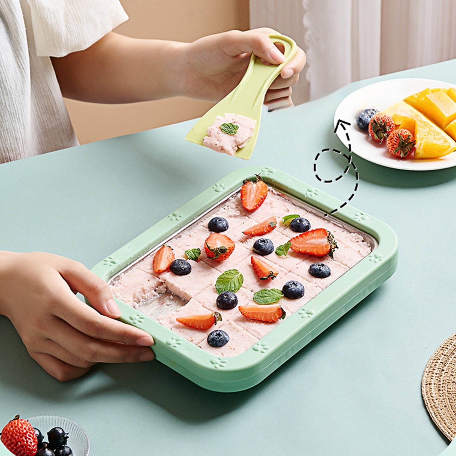 Stir Yogurt Machine 150ml Ice Cream Roll Maker with Ice Cube Tray, Lid ...