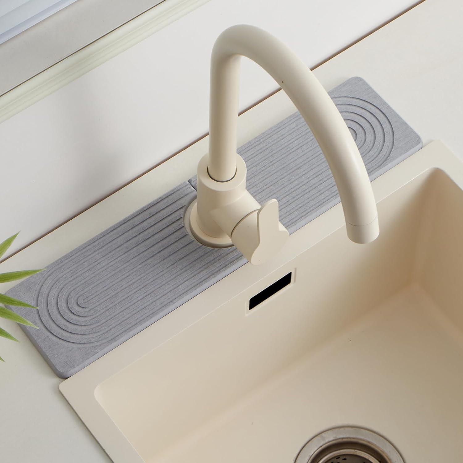 Stone Faucet Mat for Kitchen Sink，Super Absorbent Diatomite Fast Drying ...