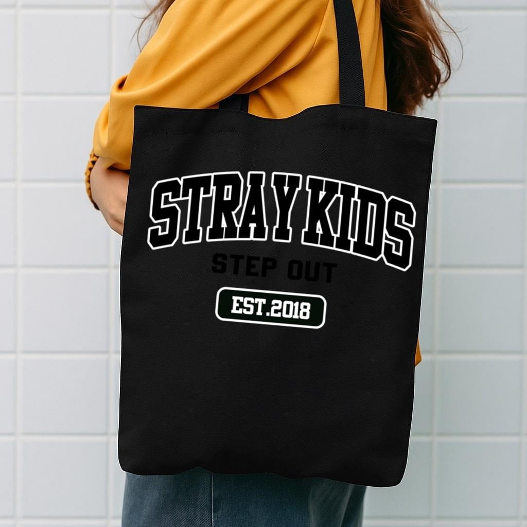 Stray Kids Step Out 2022 , Maxident New Album 2022 Bag, Skzoo Bang Chan ...