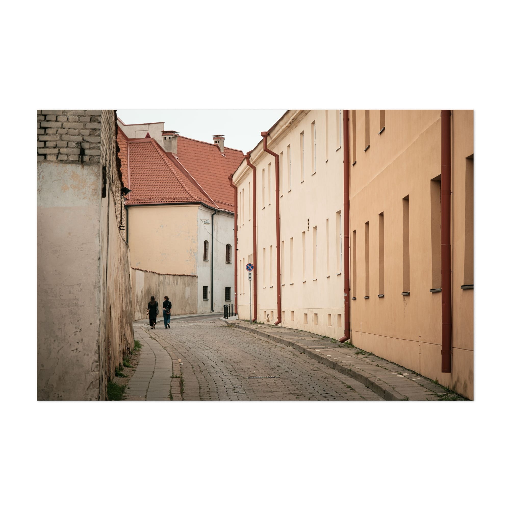 Street in Old Town, Vilnius - Vilnius Vilnius Lithuania Photography ...