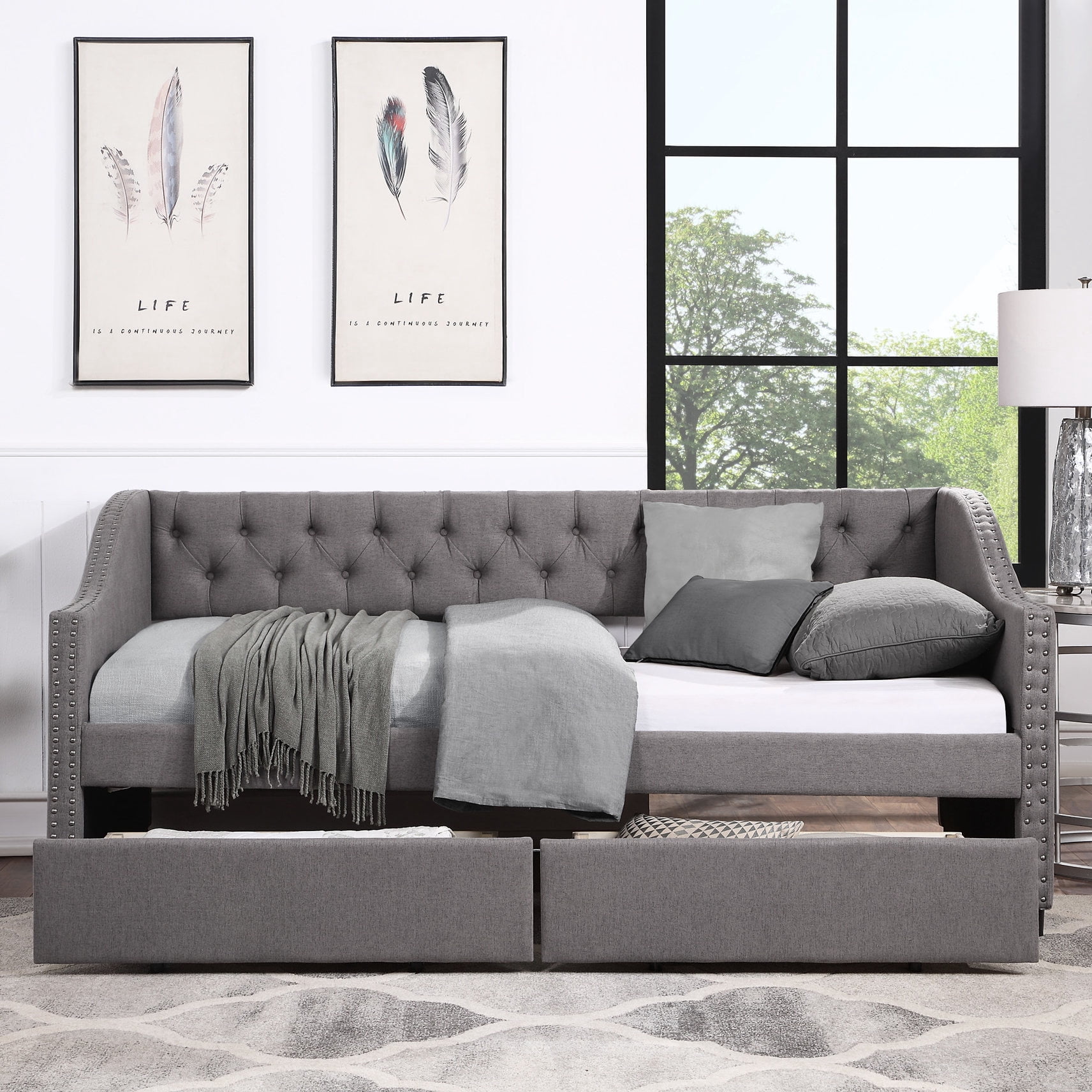 Sturdy Frame Daybed - Rely on a Strong Frame for a Lifetime of Use of ...