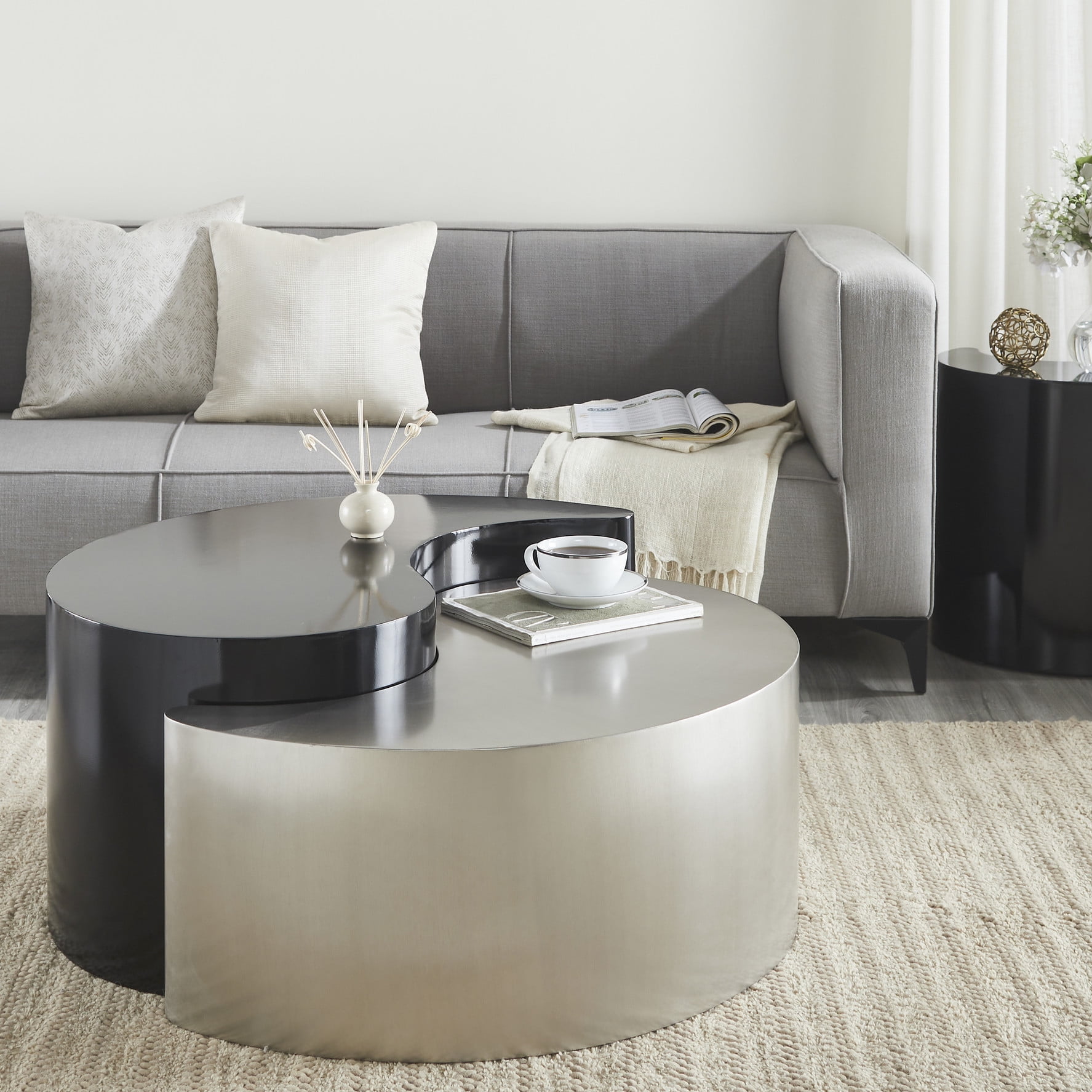 Sturdy Iron Frame / For Modern Living Room / Adds Timeless Elegance ...