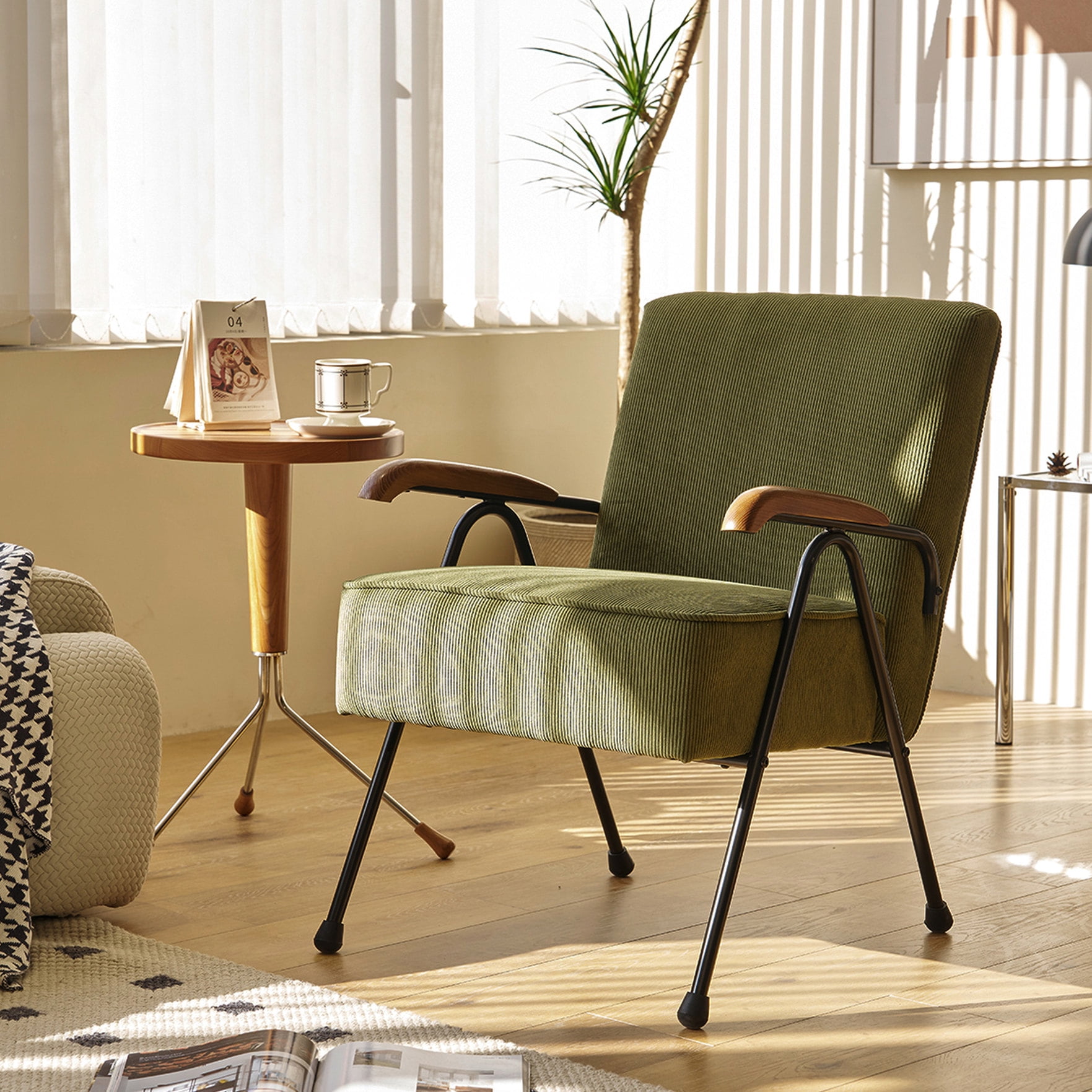 Sturdy Metal Frame Armchair / X - Shaped Legs, Meticulous Sewing / Long ...