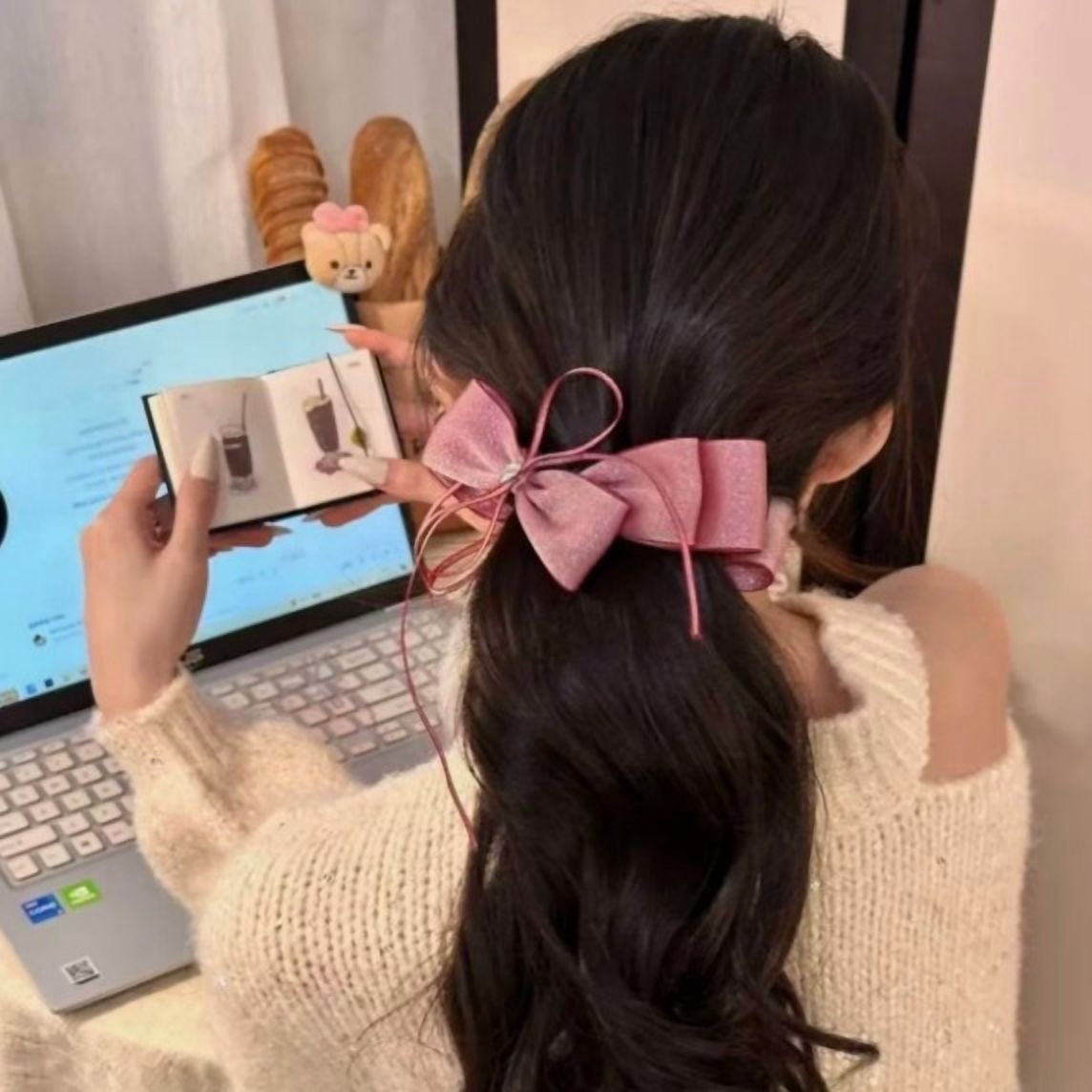 Stylish Sturdy Hair Clips for Women - Elegant and Comfortable Hair ...