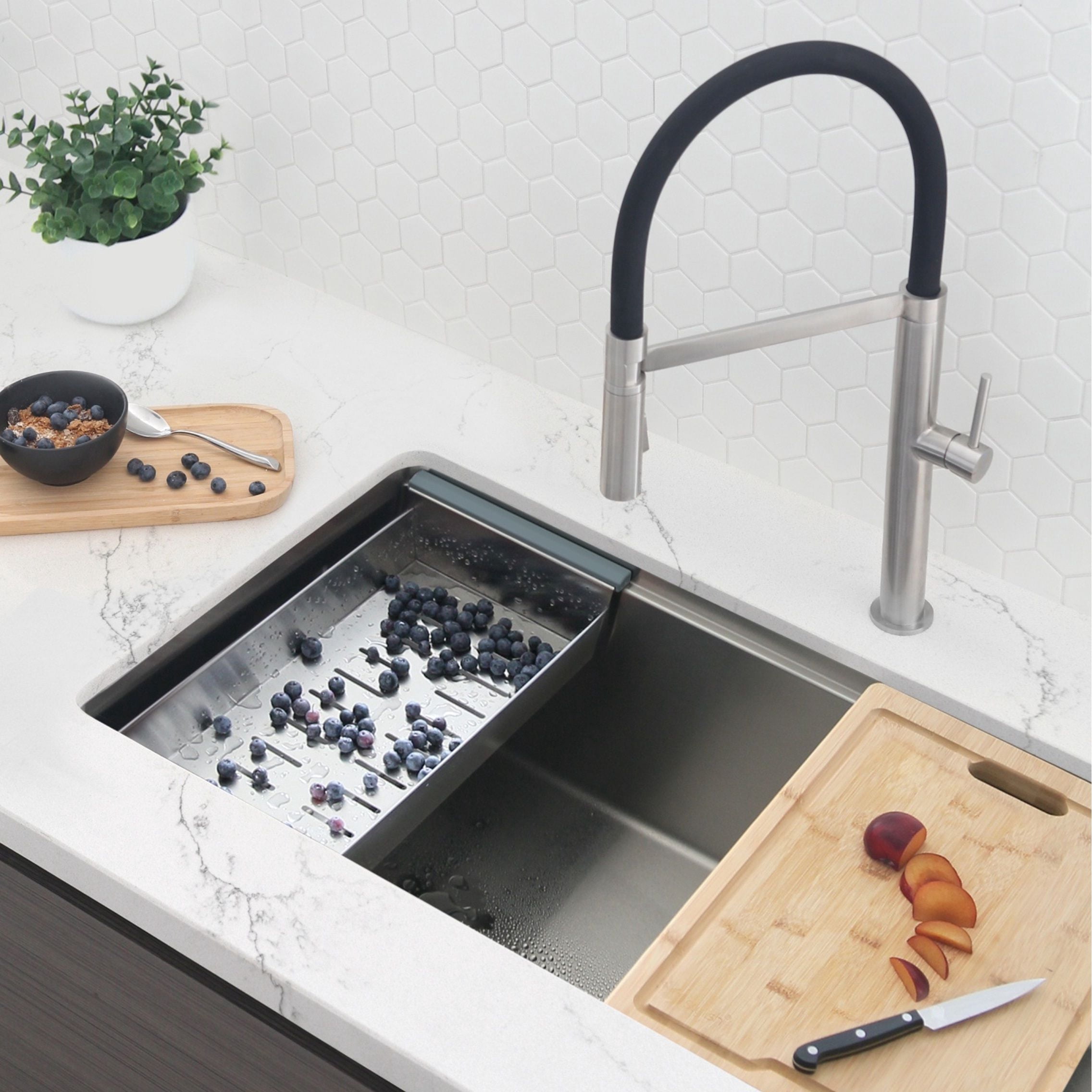 Stylish Undermount 33" Stainless Steel Single-Bowl Kitchen Sink + 5 ...