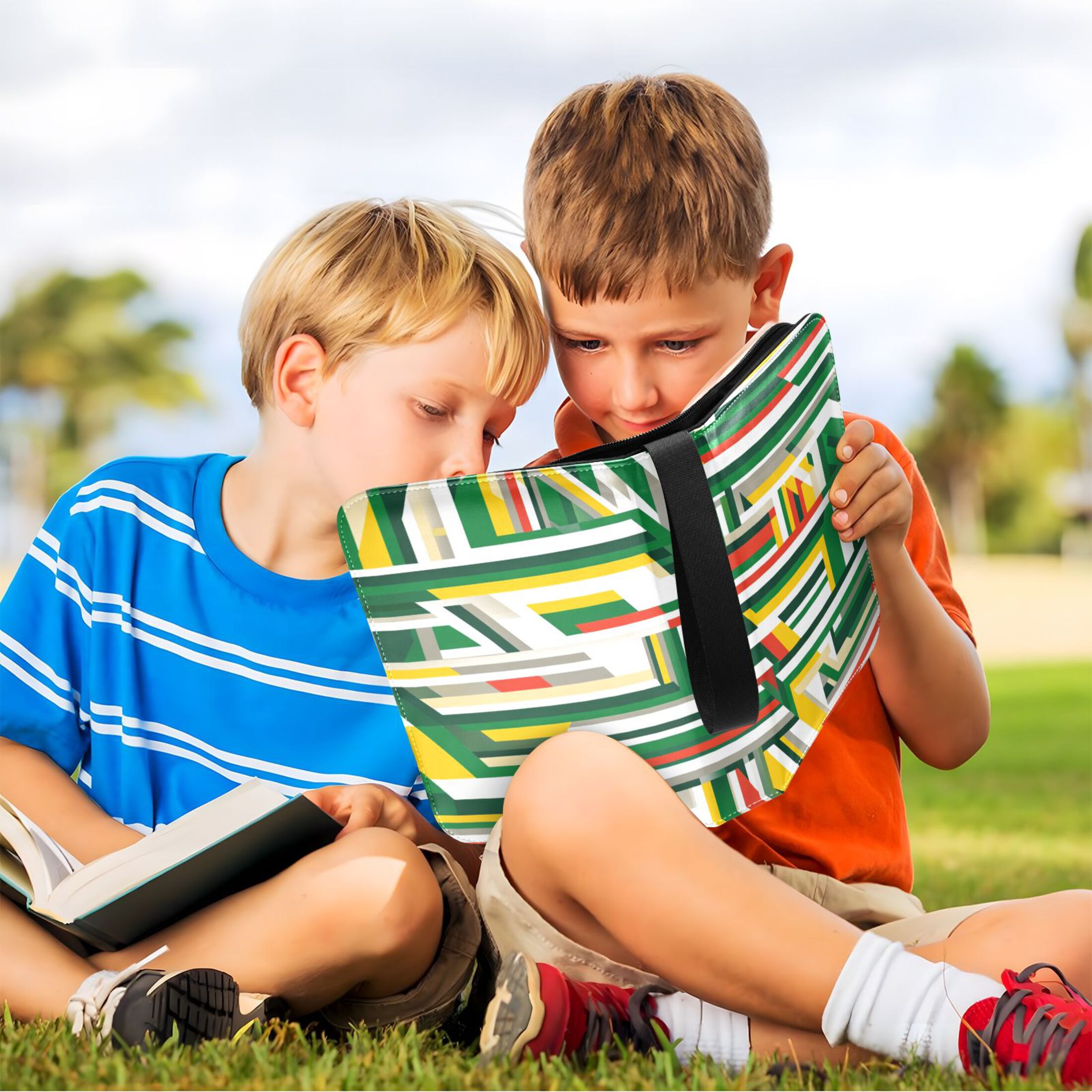 Stylized Line Design Game Card Storage Case with 400 Slots, Waterproof ...