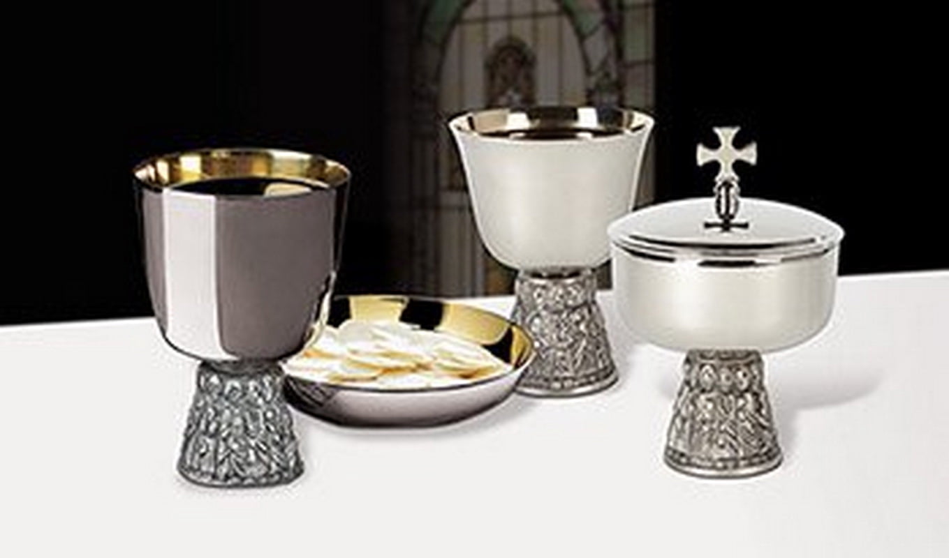 Sudbury B3905 Last Supper Chalice, Common Cup & Ciborium Set - Walmart.com