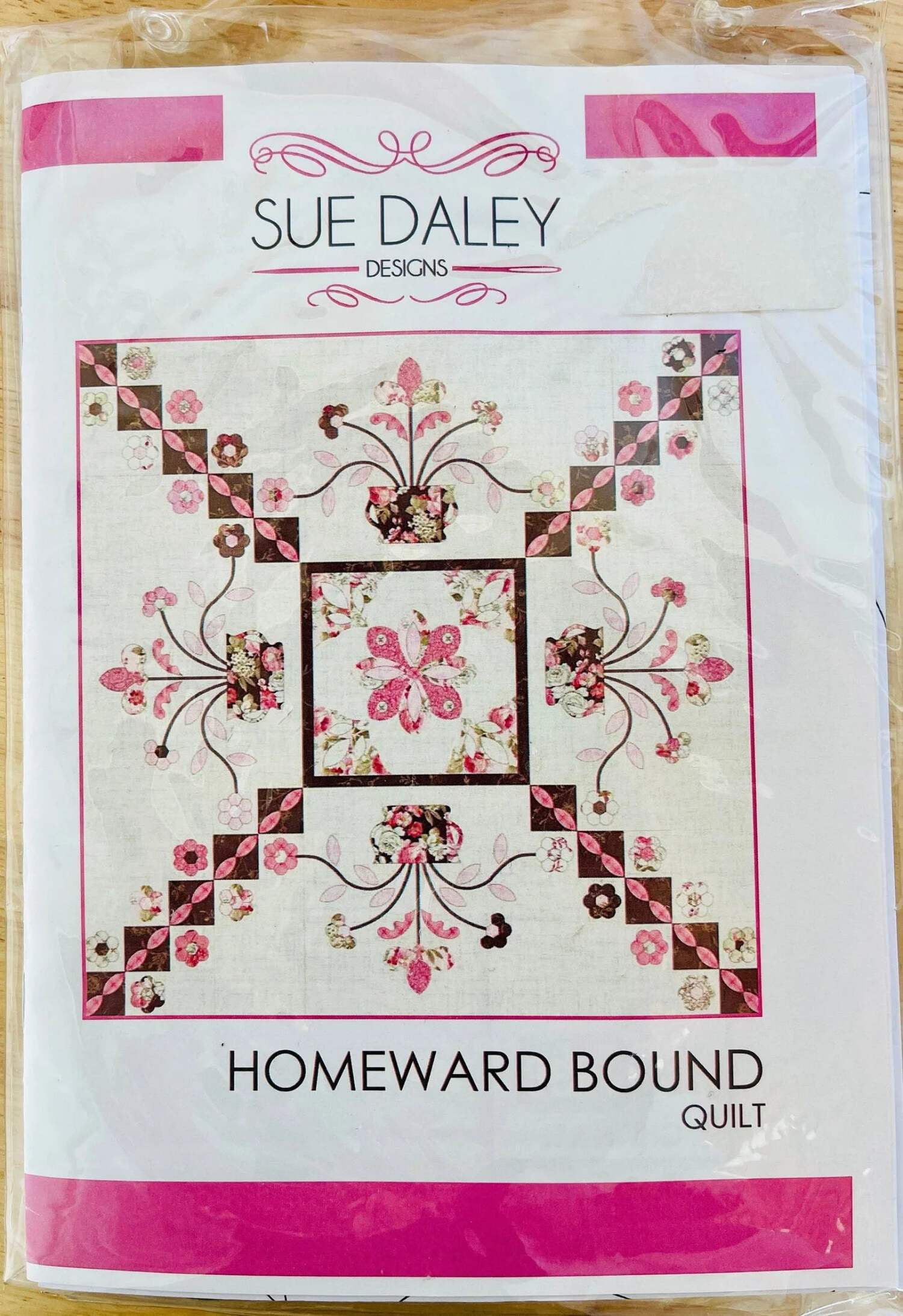 Sue Daley Designs - Homeward Bound quilt - 0701715771192 - Walmart.com