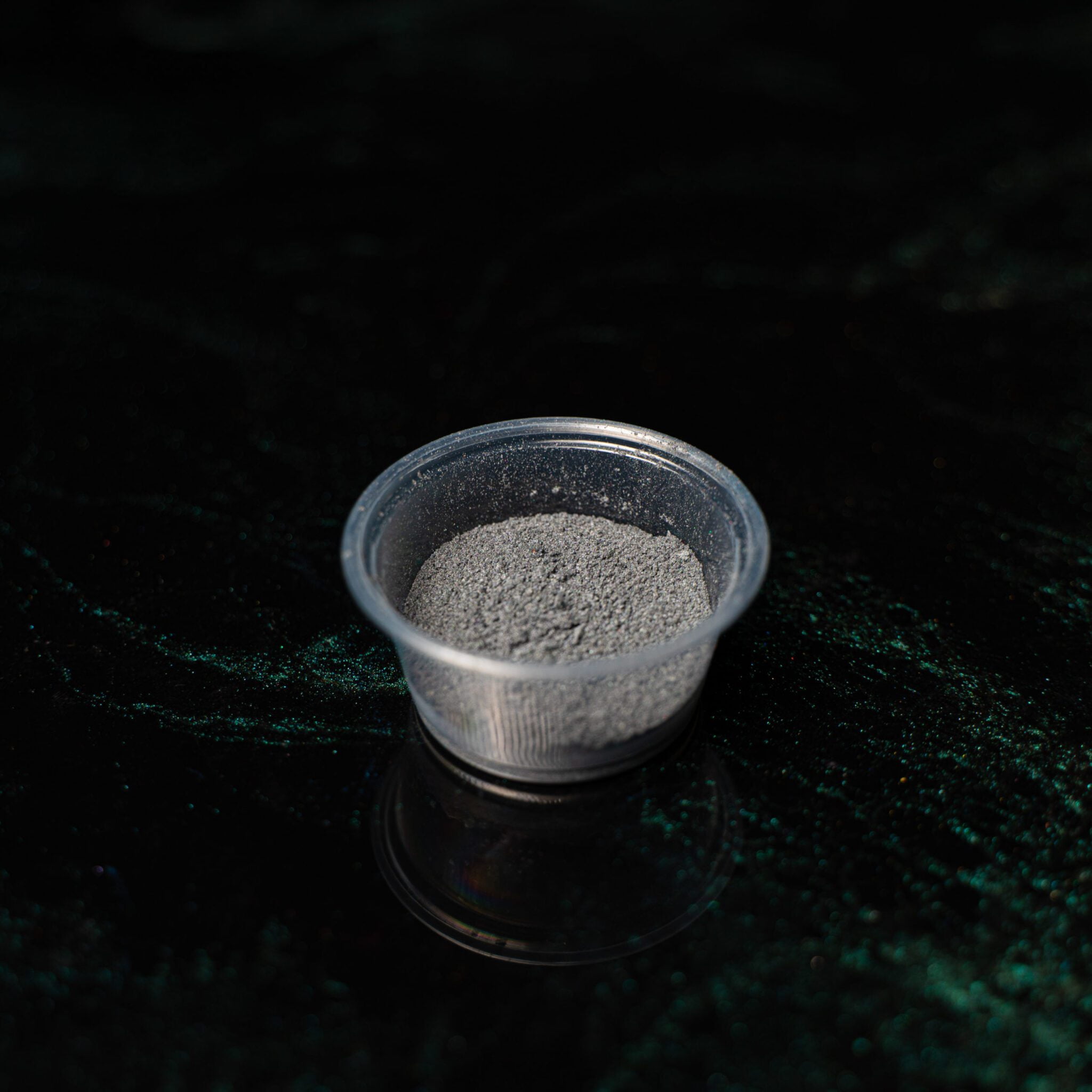 Suit of Arms Mica Powder 2oz (55 Grams) - Walmart.com