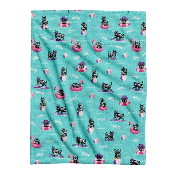 Summerween Oversize Super Soft Plush Throw Blanket – Halloween Bone ...