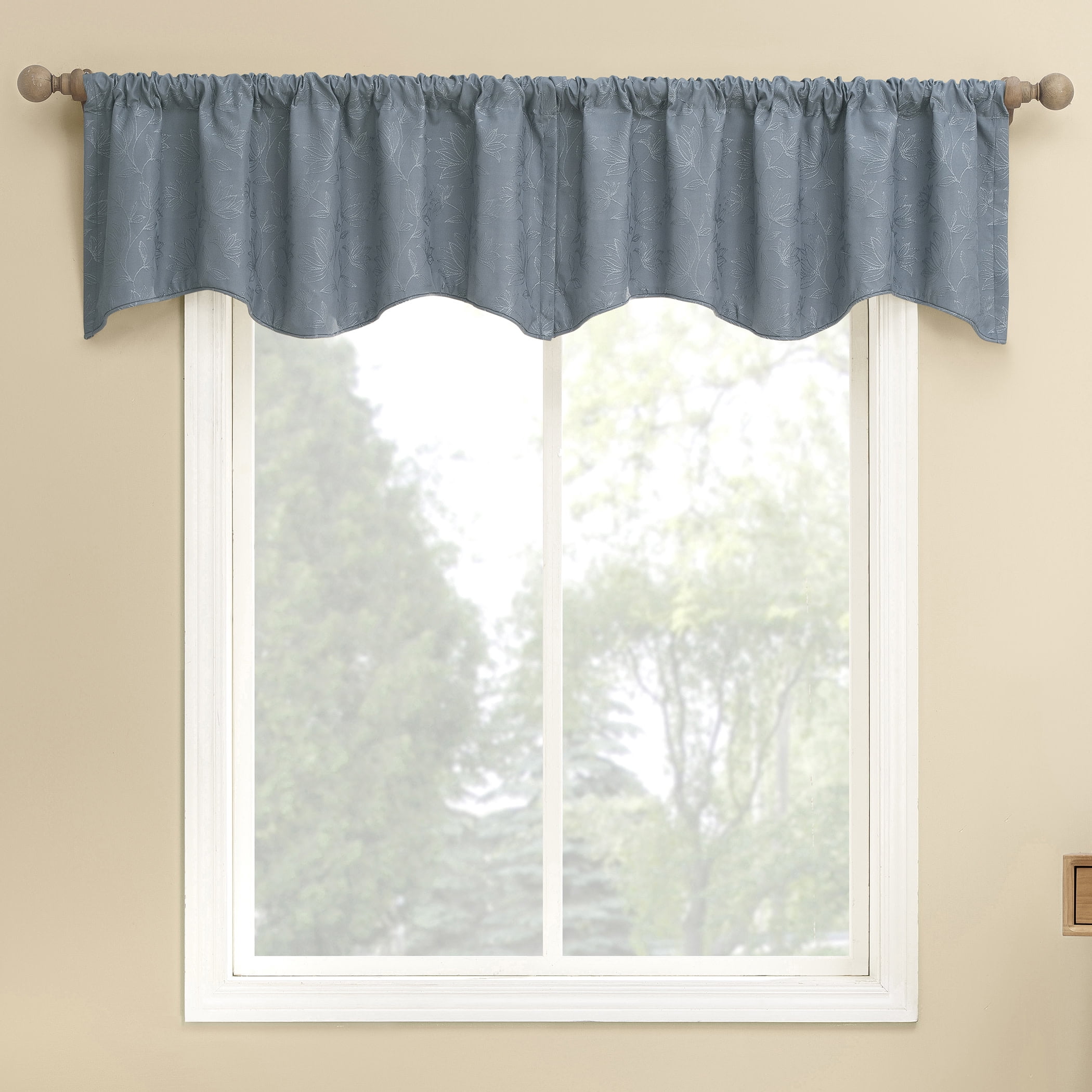 Sun Zero Bronte Floral Jacquard 100% Blackout Rod Pocket Curtain ...