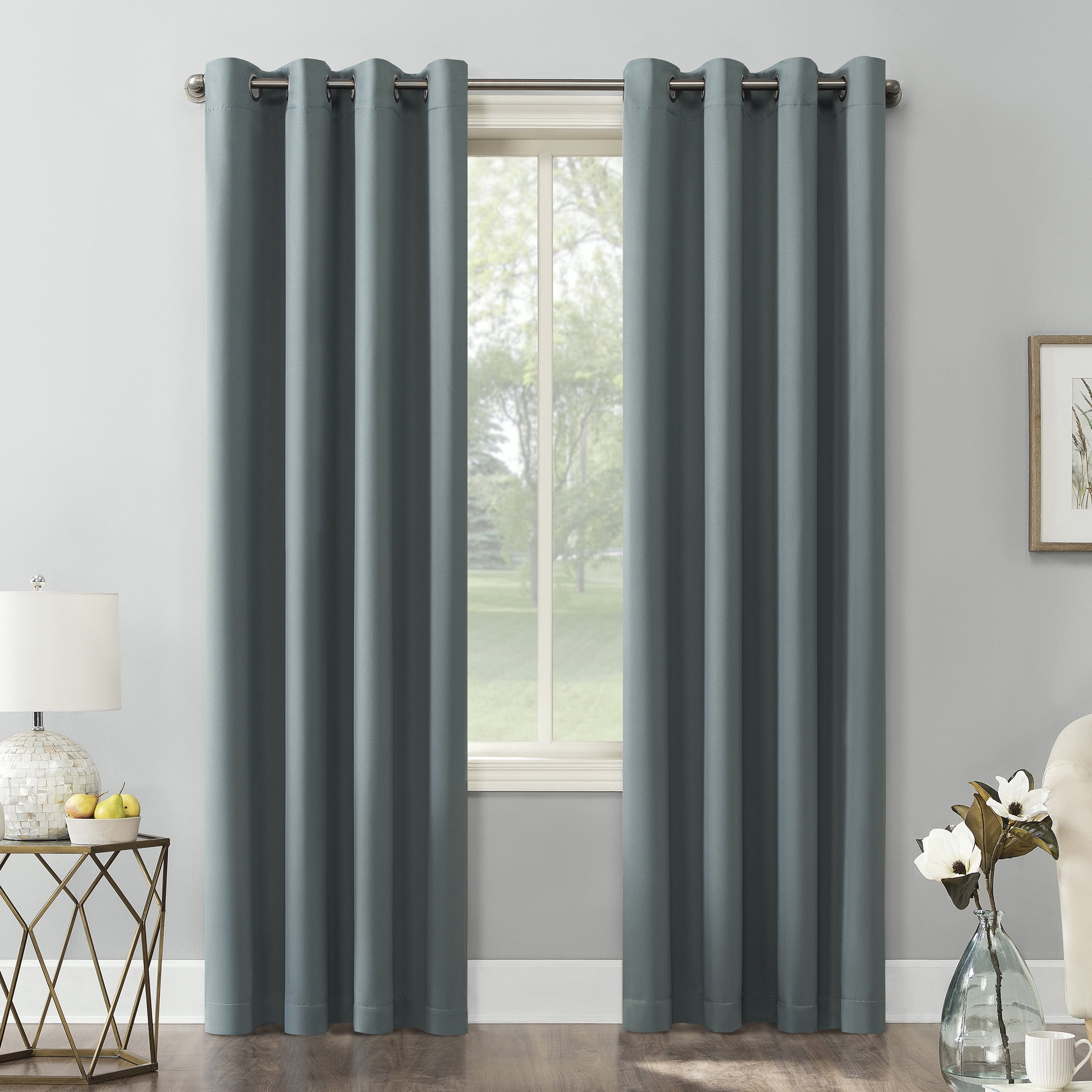 Sun Zero Nolan Energy Efficient Blackout Grommet Single Curtain Panel ...